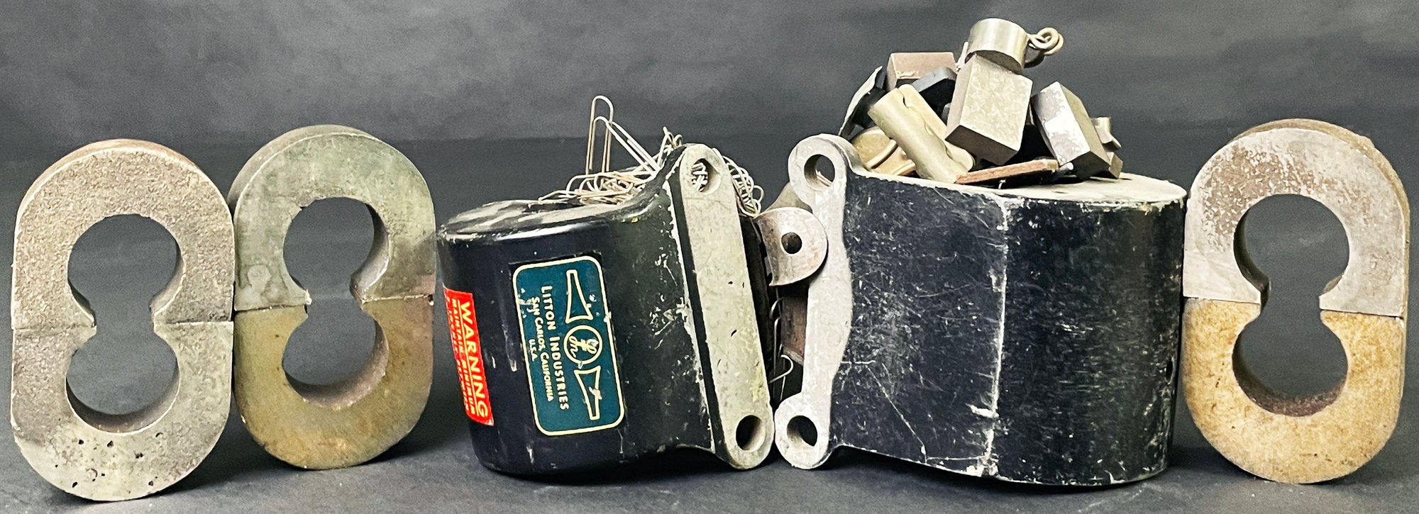 Heavy Duty Vintage Magnets #28103 | Auctionninja.com