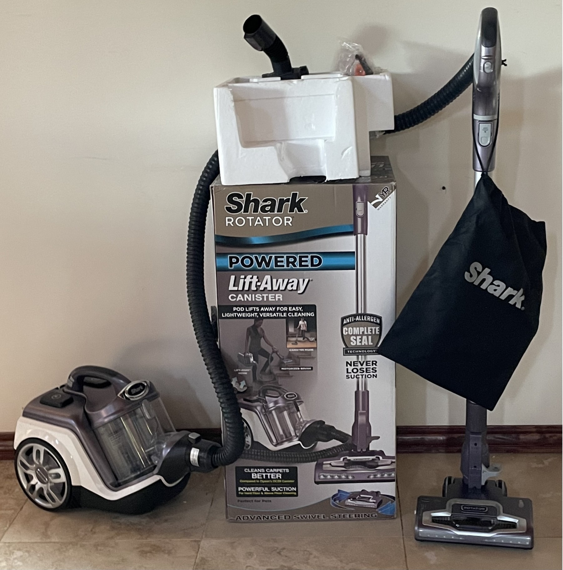 New With Box Shark Rotator Canister Vacuum #14327 | Auctionninja.com