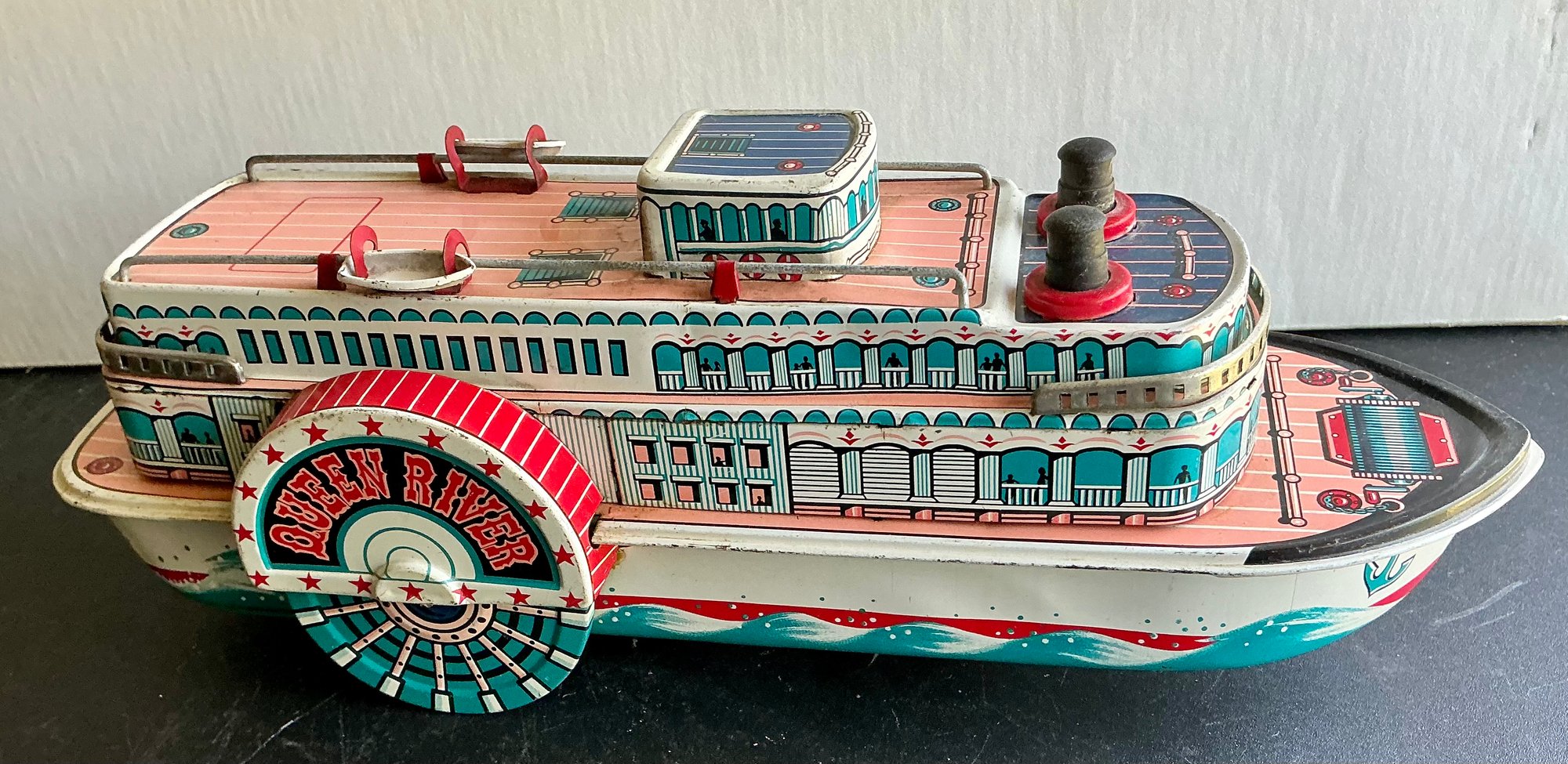 JAPAN MODERN TOYS QUEEN RIVER TIN PADDLE BOAT STEAMBOAT BATTERY ...