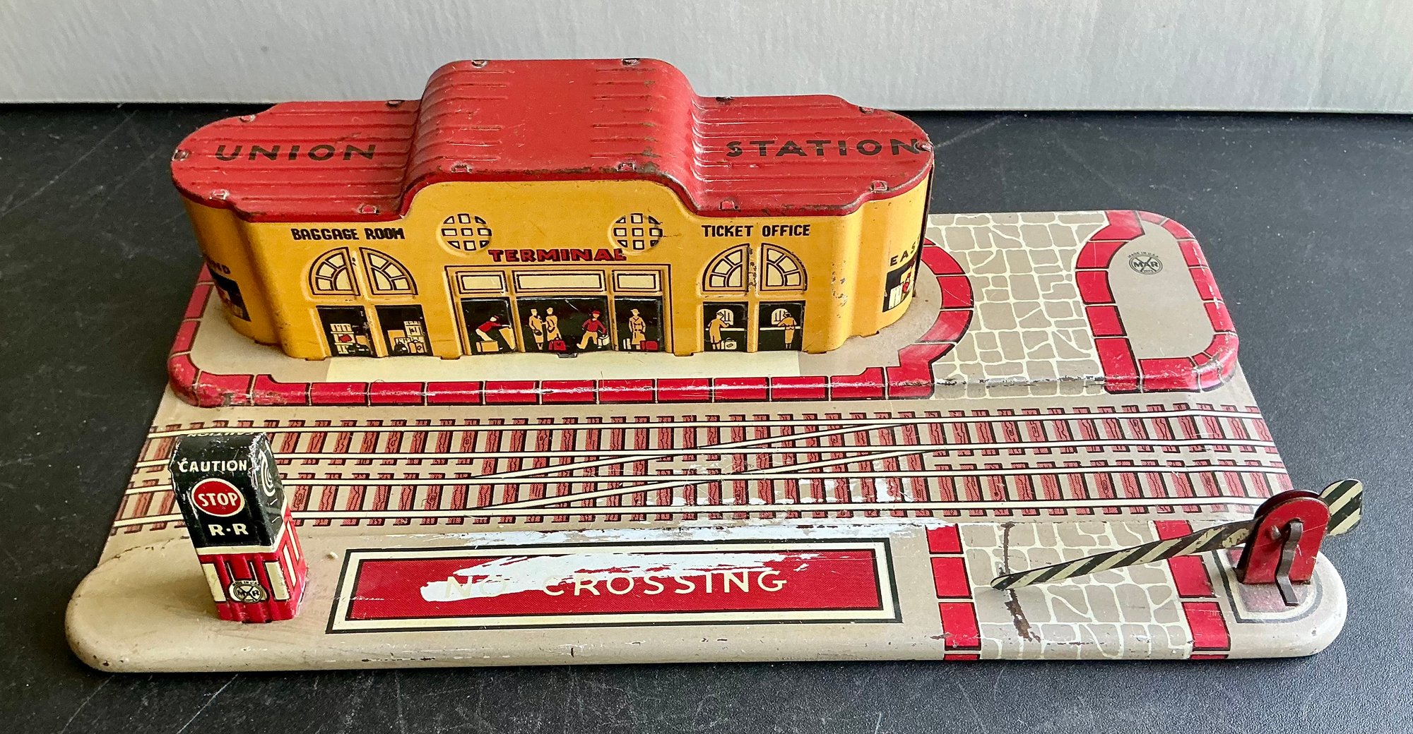 MARX TIN LITHO "UNION STATION" TRAIN STATION 1950's- WE CAN SHIP! #2927 ...