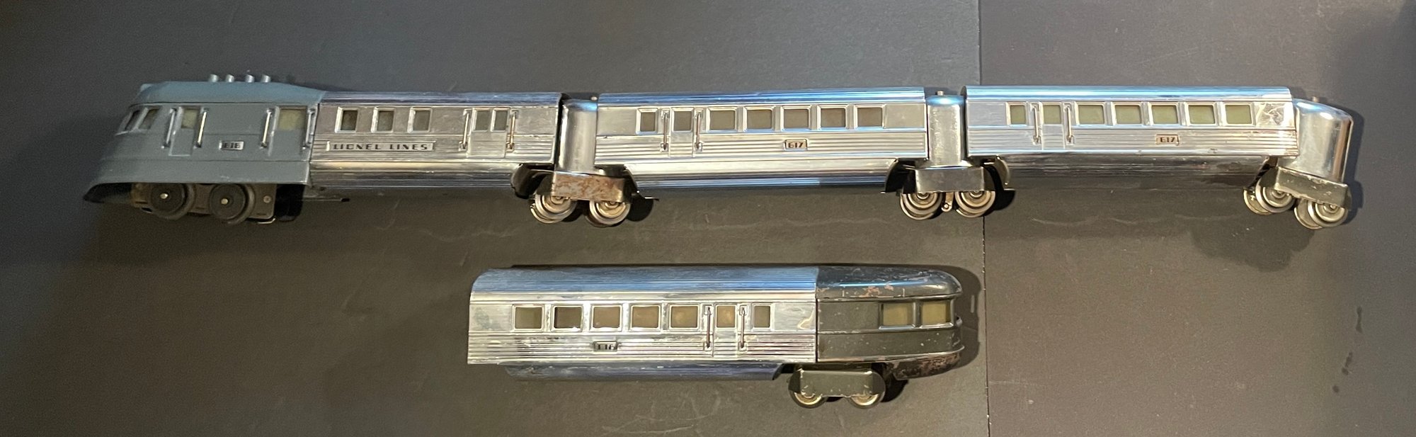 LIONEL LINES FLYING YANKEE 616, 617, 618, PRE-WAR TRAIN SET -SEE PICS ...