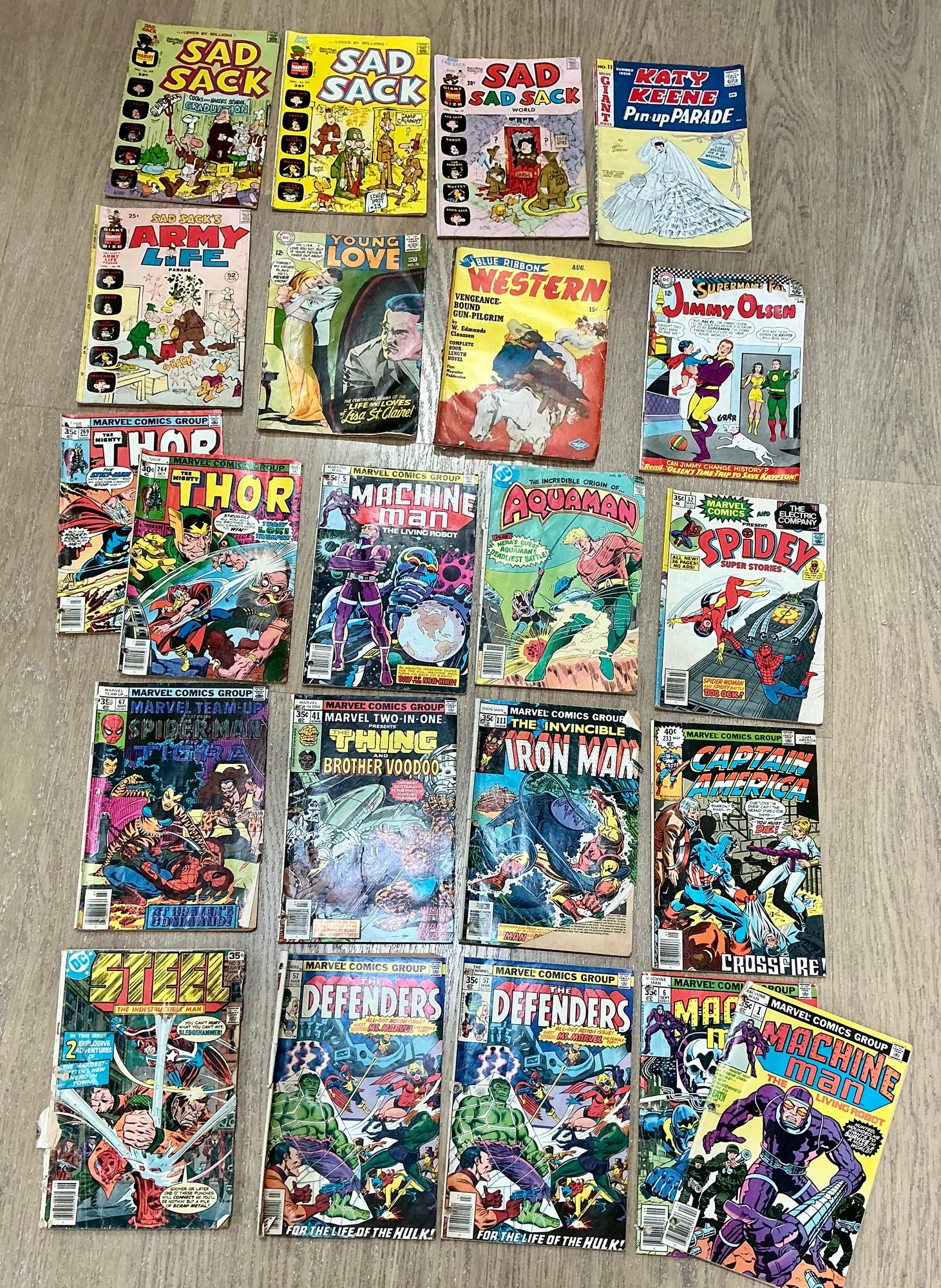 22 VINTAGE COMICS/PULP LOT #2- YOUNG LOVE, SAD SACK, DEFENDERS, MORE ...