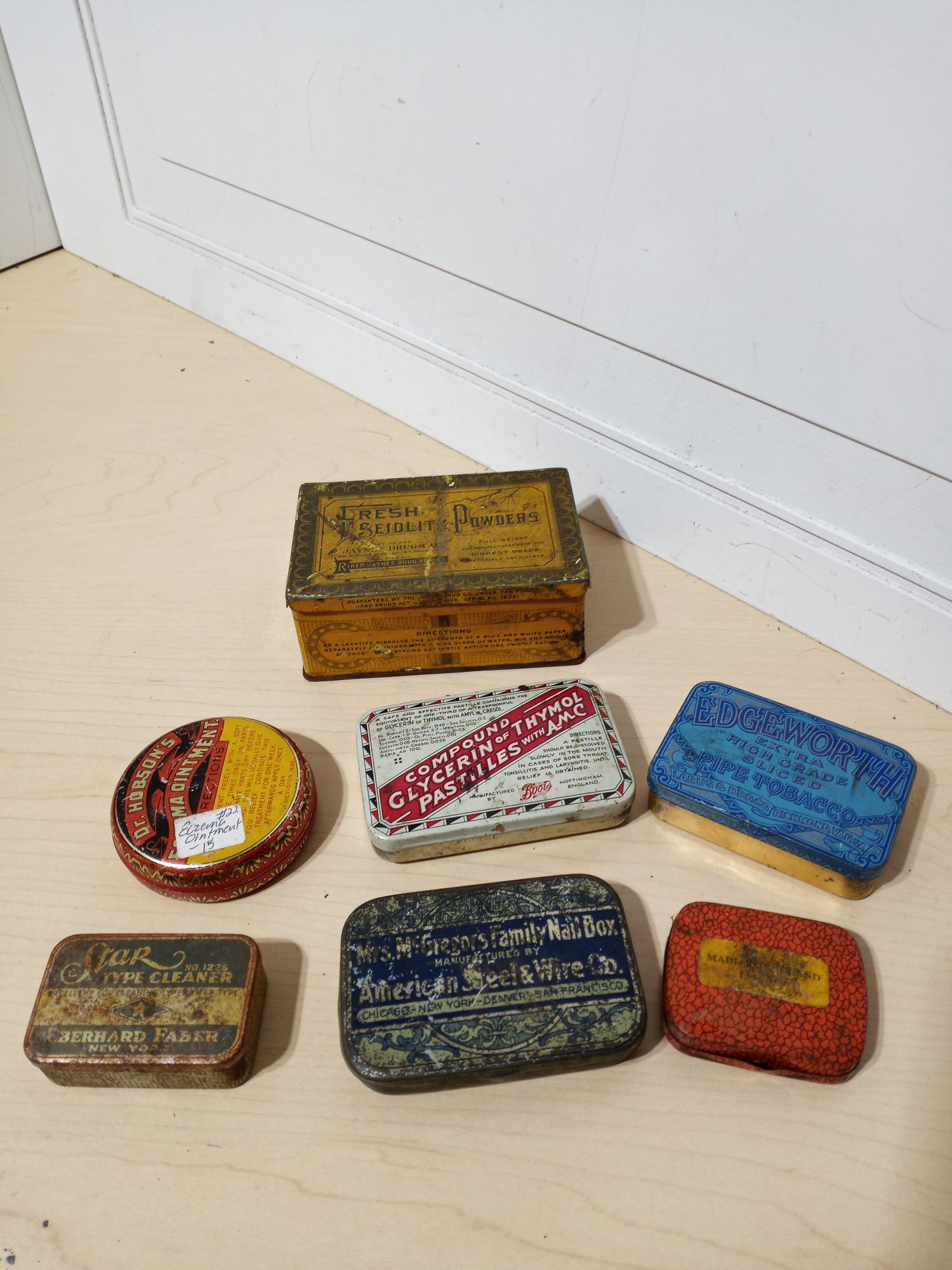7 Antique Advertising Tins #4698 | Auctionninja.com