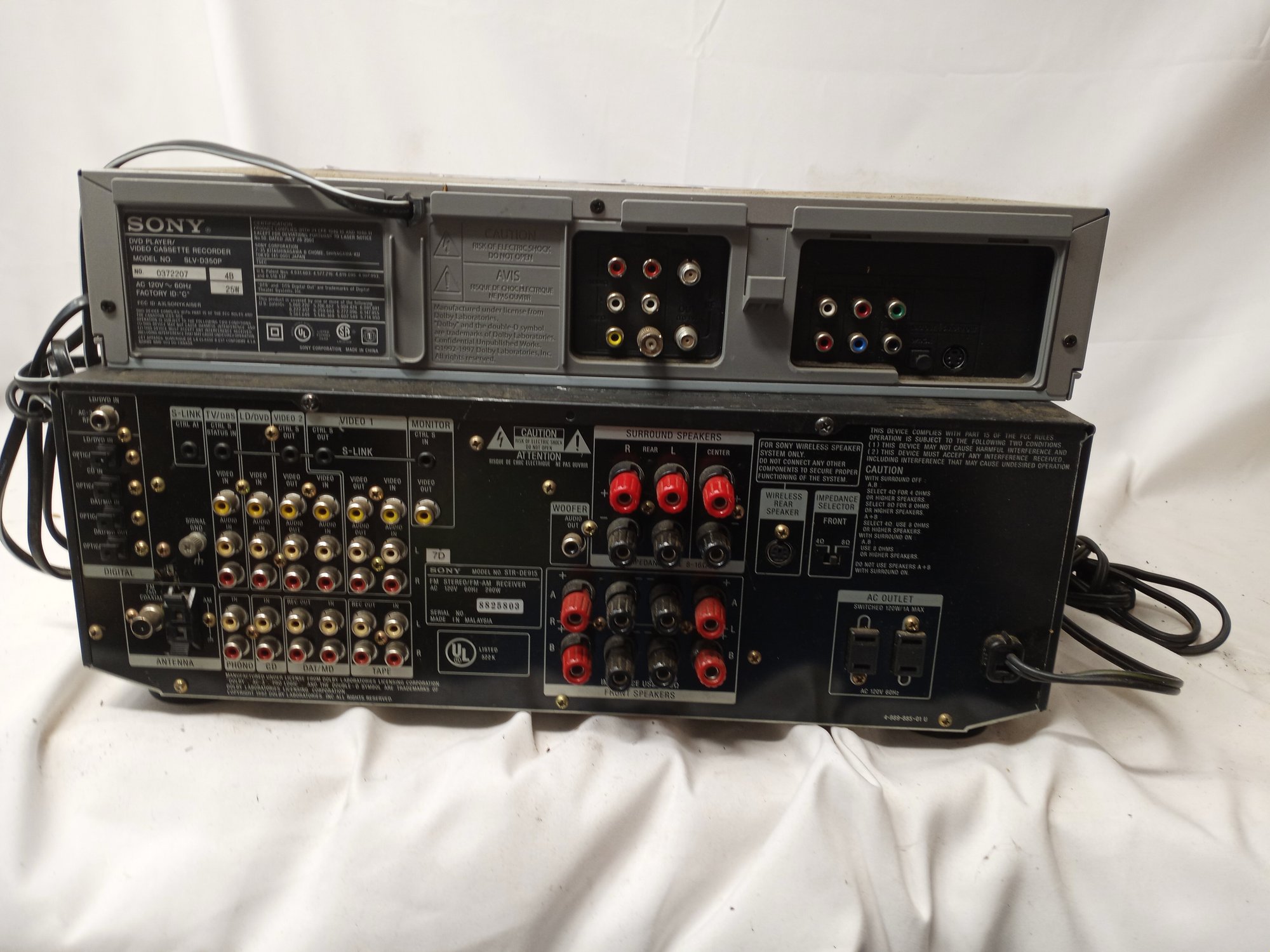 Sony STR-DE915 Receiver And SLV-D350P DVD/VHS Combo Player, 2 Units ...