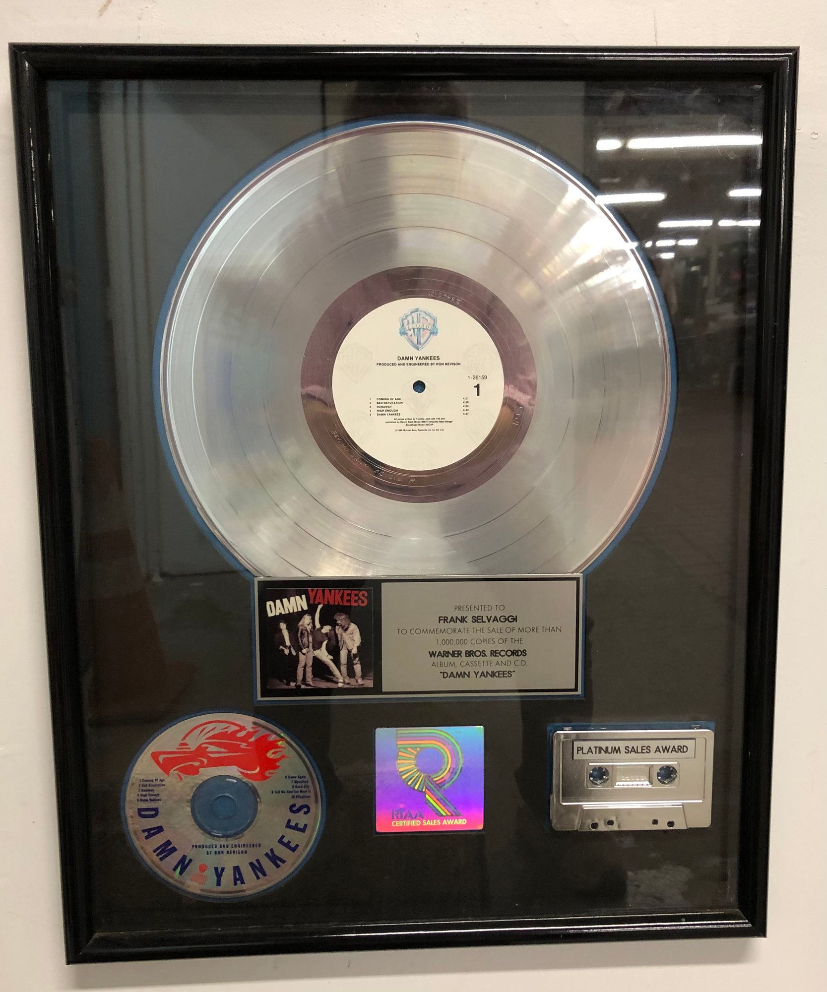 Entertainment Memorabilia RIAA(?): Damn Yankees #15698 | Auctionninja.com