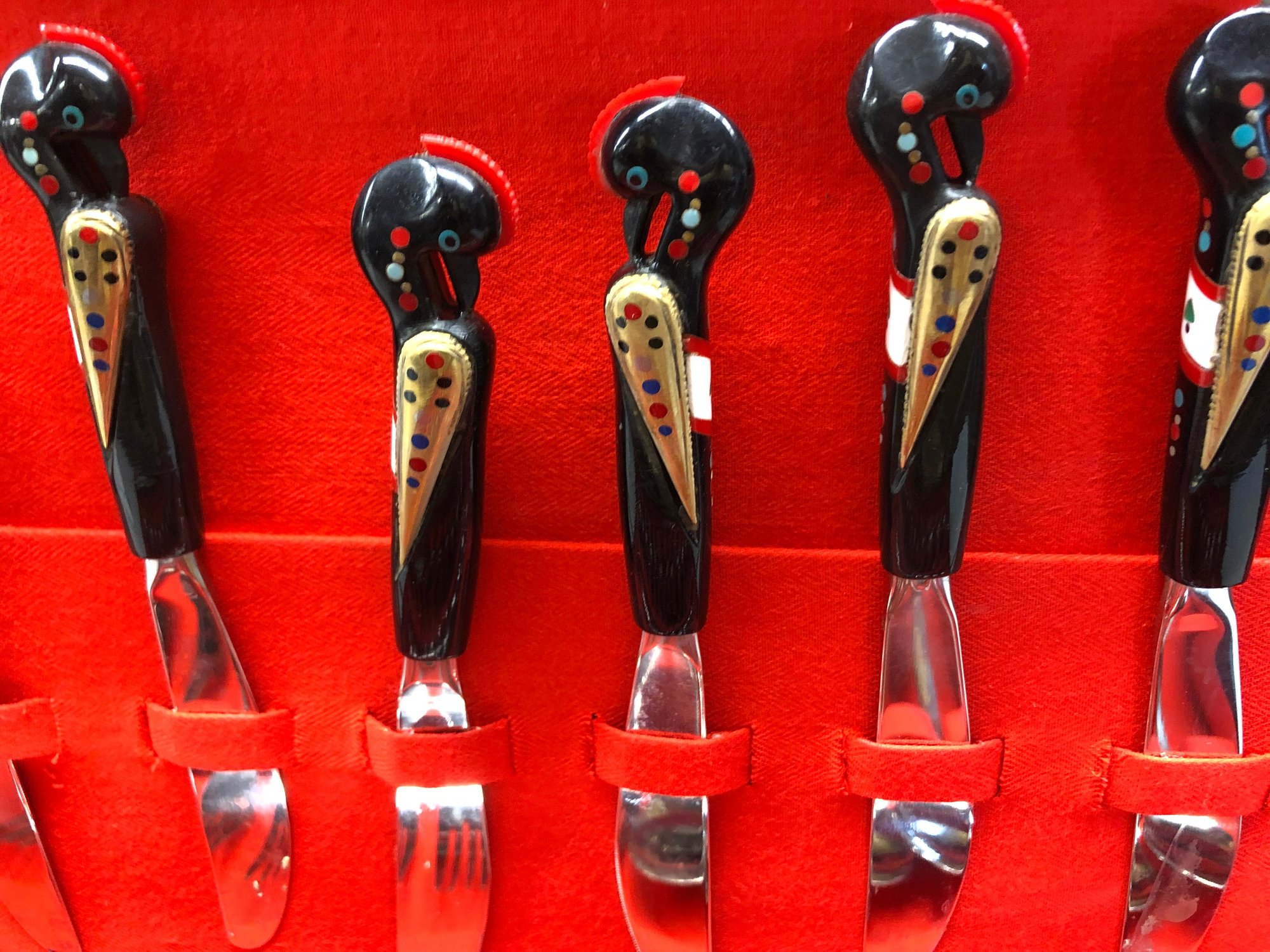 Unique Hand Painted Flatware Set #18351 | Auctionninja.com