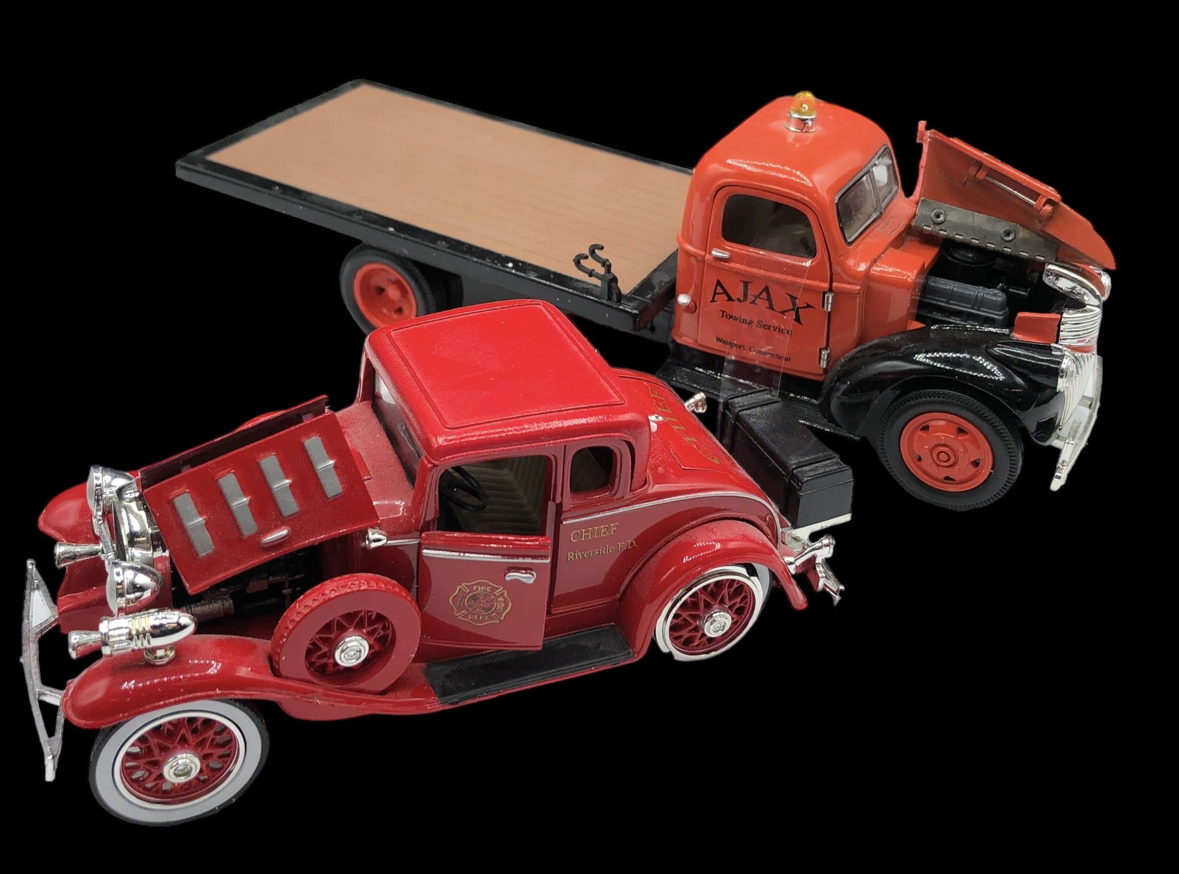 Lot 1 Of Cast Iron Scale Models Of Fire Department Vehicles #14838 ...