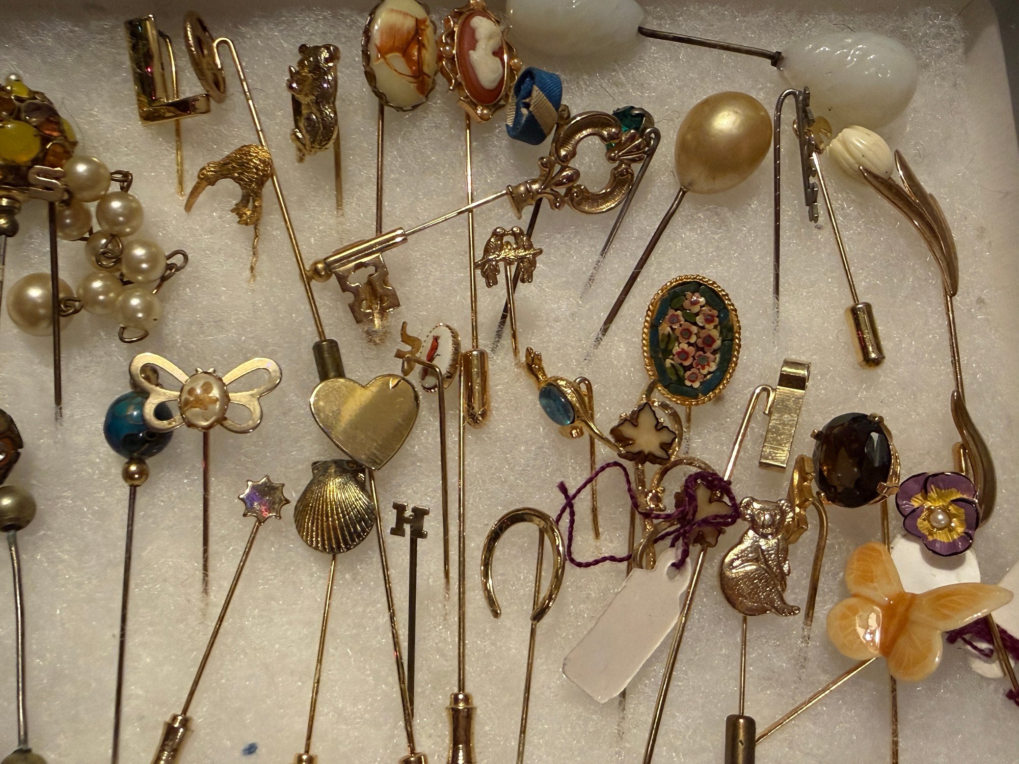 Collection Of Vintage Stick Pins #22853 | Auctionninja.com