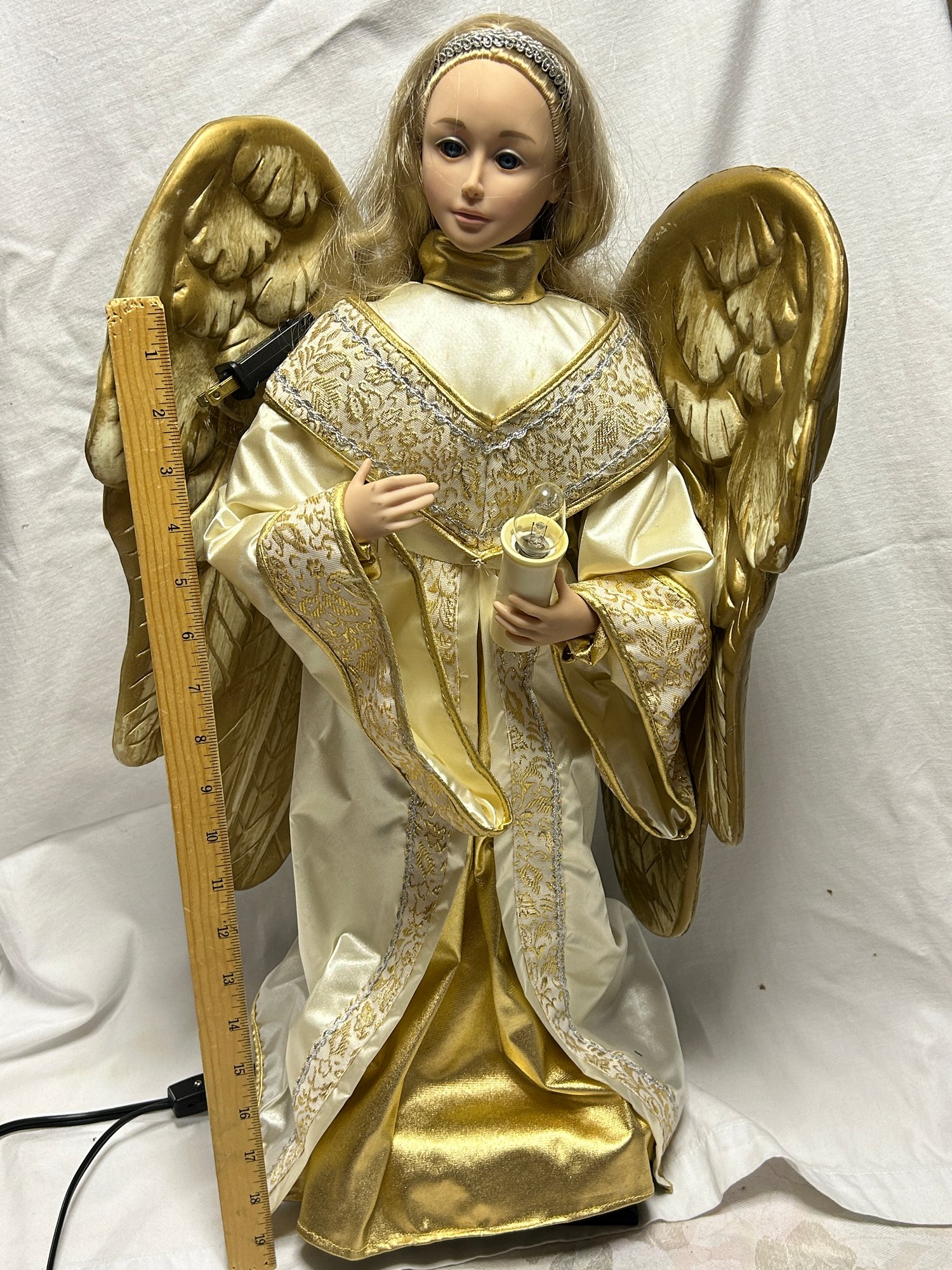 25 Inch Animatronic Light Up Angel Works Great #6911 | Auctionninja.com