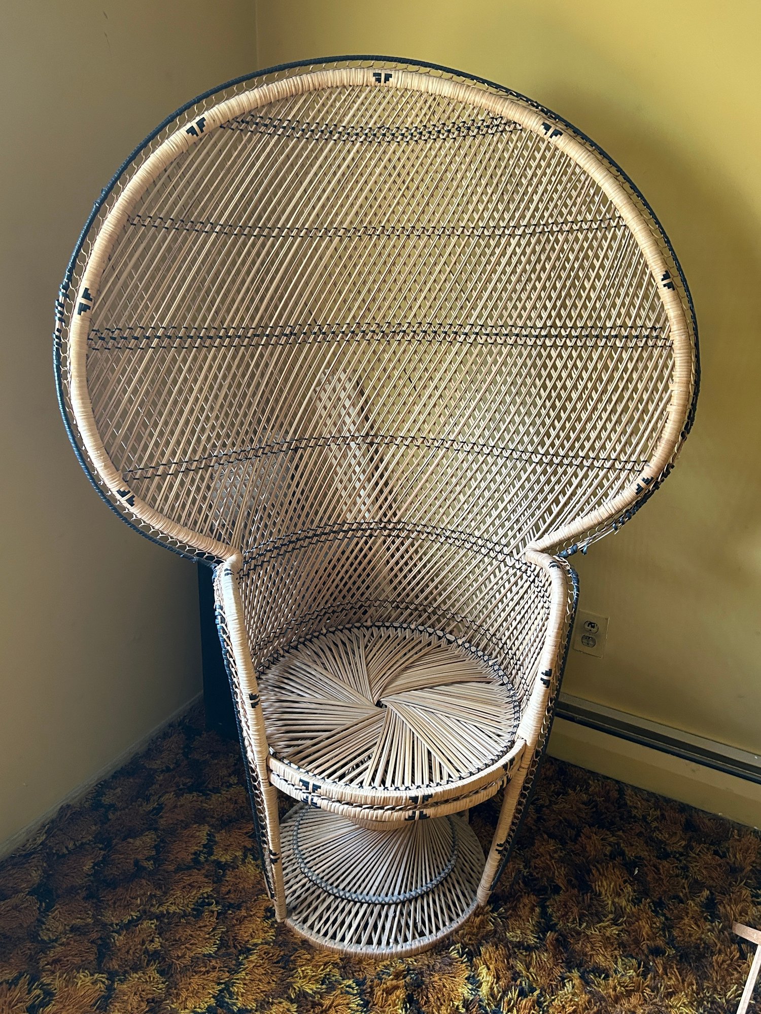 MCM Large Vintage Peacock Throne Wicker Fan Chair Rattan Bamboo #16384 ...