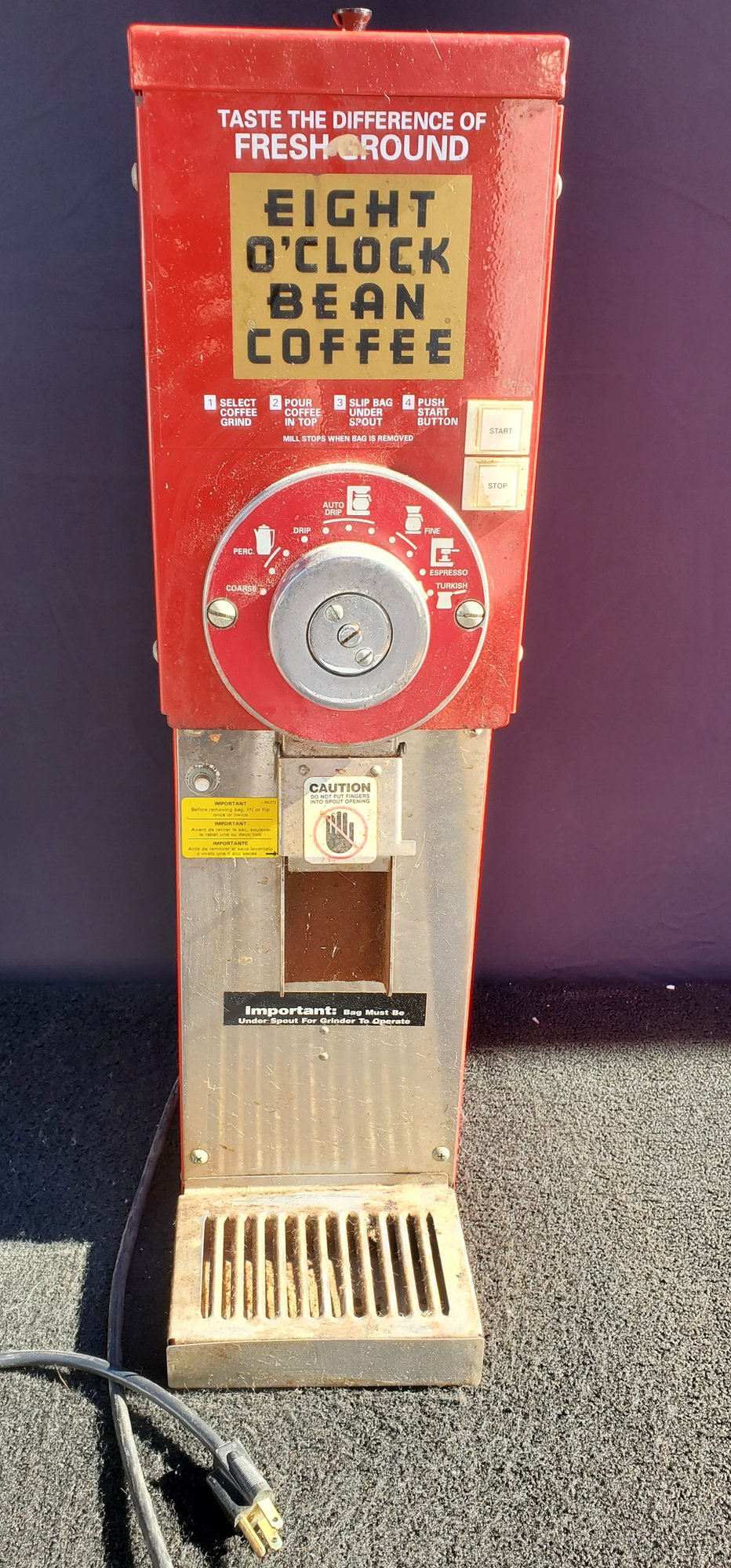 Vintage A&P / Eight O'Clock Coffee Grinder #3029 | Auctionninja.com
