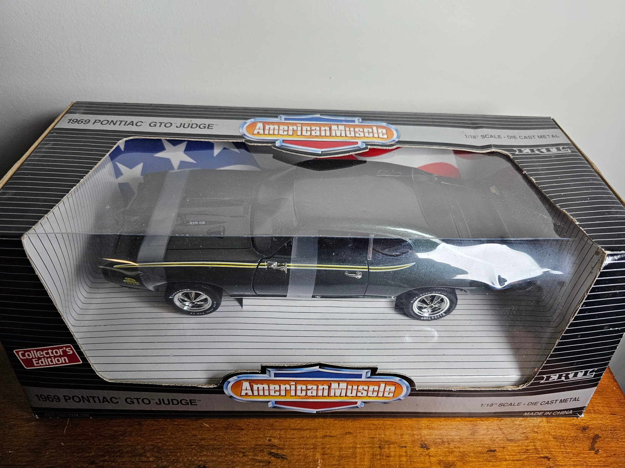 1968 Pontiac GTO Judge Die Cast Model Car #7680 | Auctionninja.com