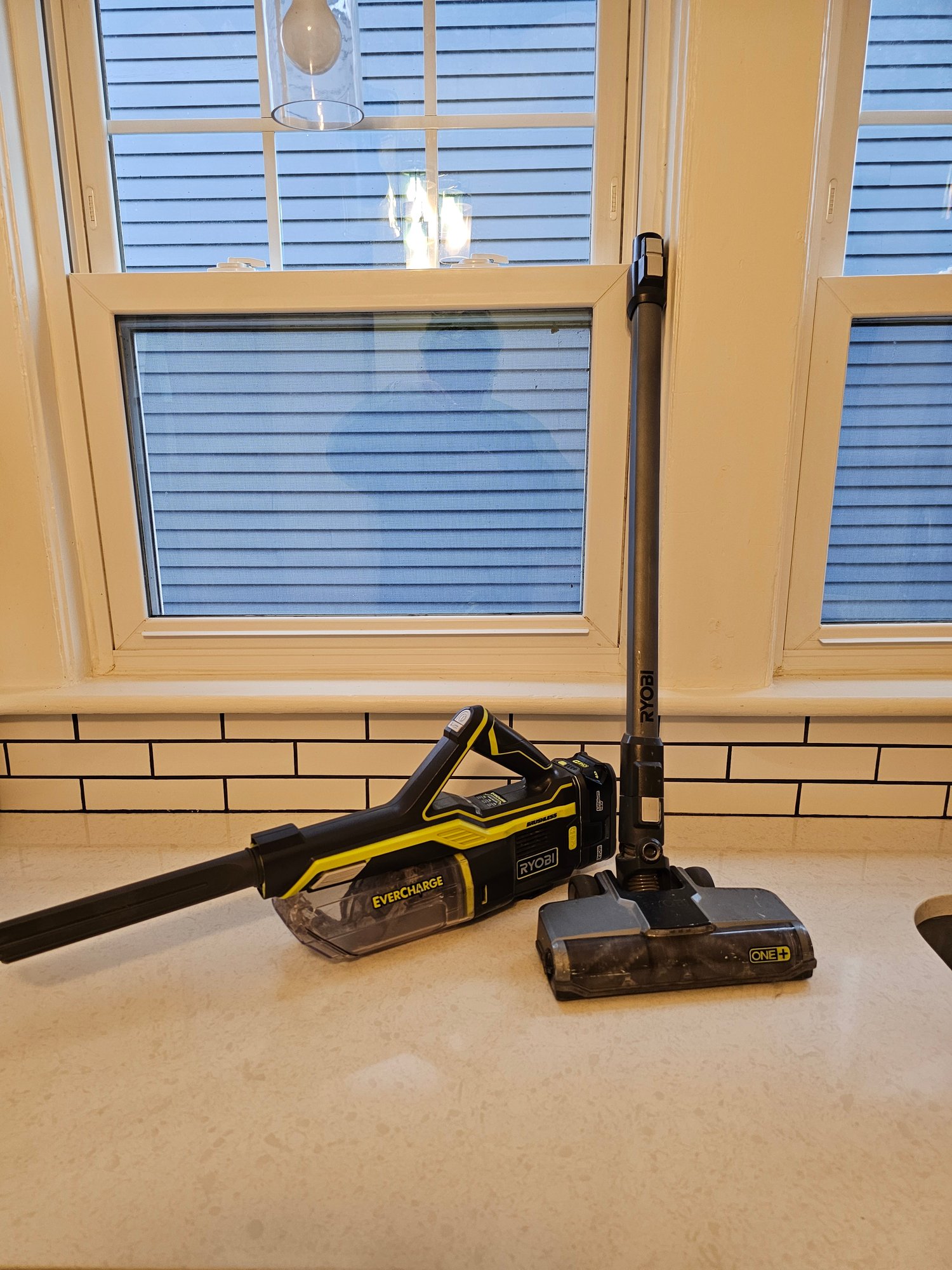 Ryobi Vac Battery Powered #8549 | Auctionninja.com