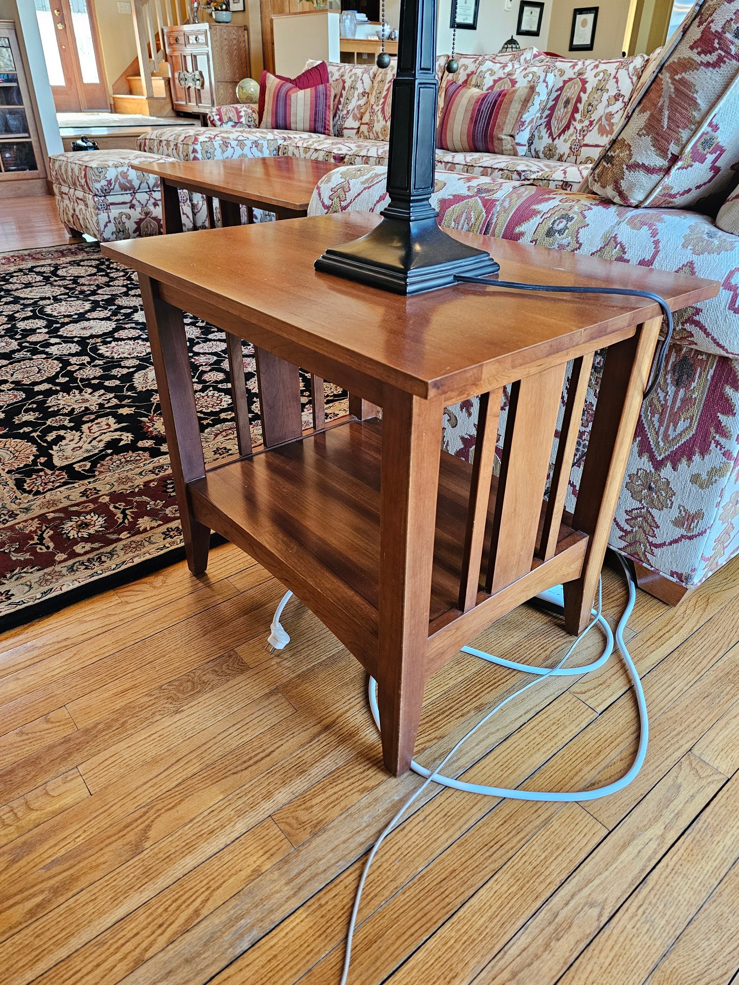 Pair Of Ethan Allen End Tables #9168 | Auctionninja.com
