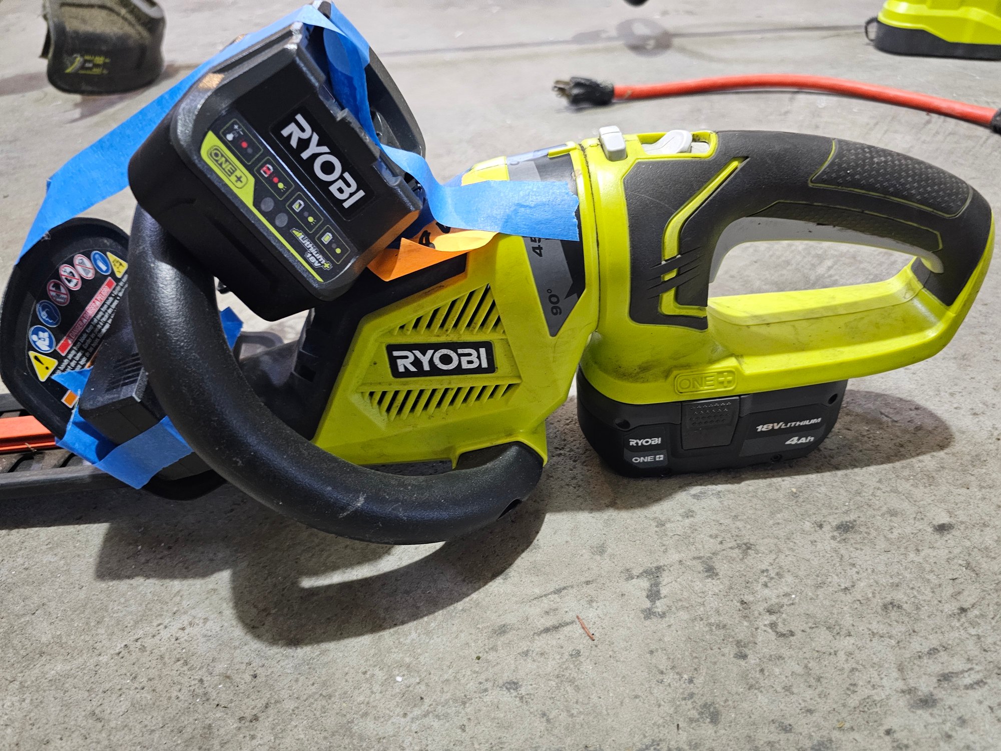 Ryobi Electric Hedge Trimmer, Battery And Charger #9204 | Auctionninja.com