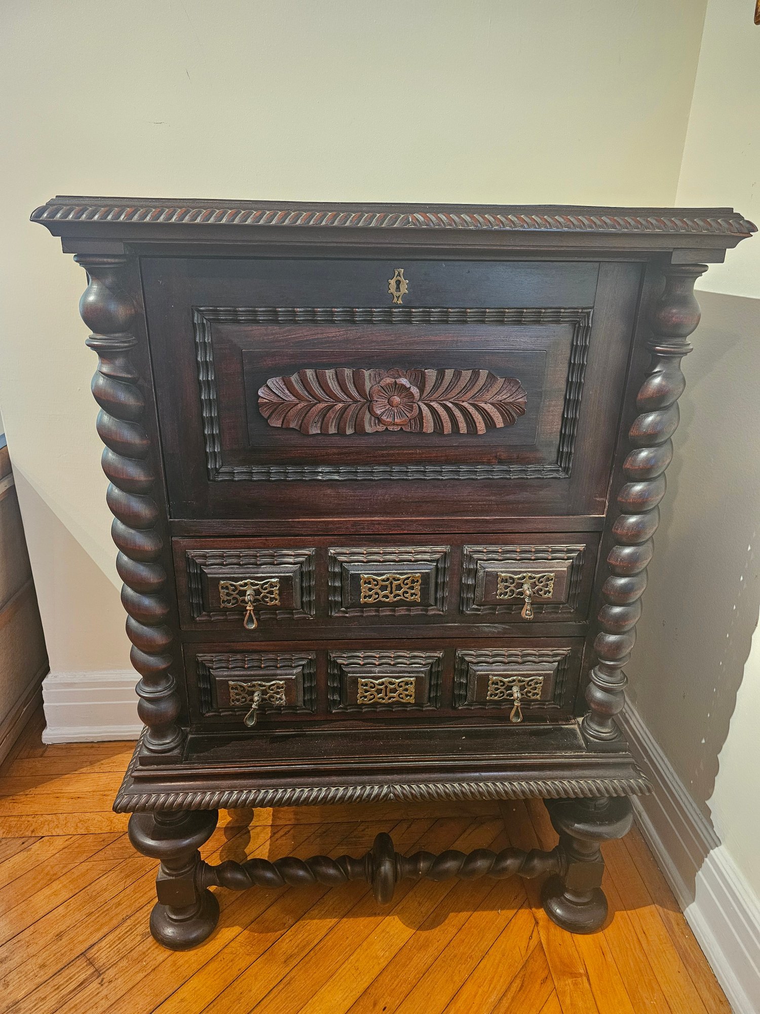 Heavily Carved Spanish Colonial Style Wood Bar #10185 | Auctionninja.com