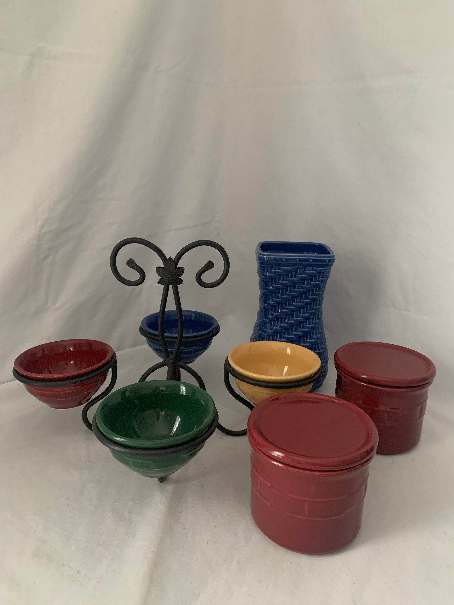 2001 Longaberger Wrought Iron Dessert Caddy, Desert Bowls, Vase, & 2 ...