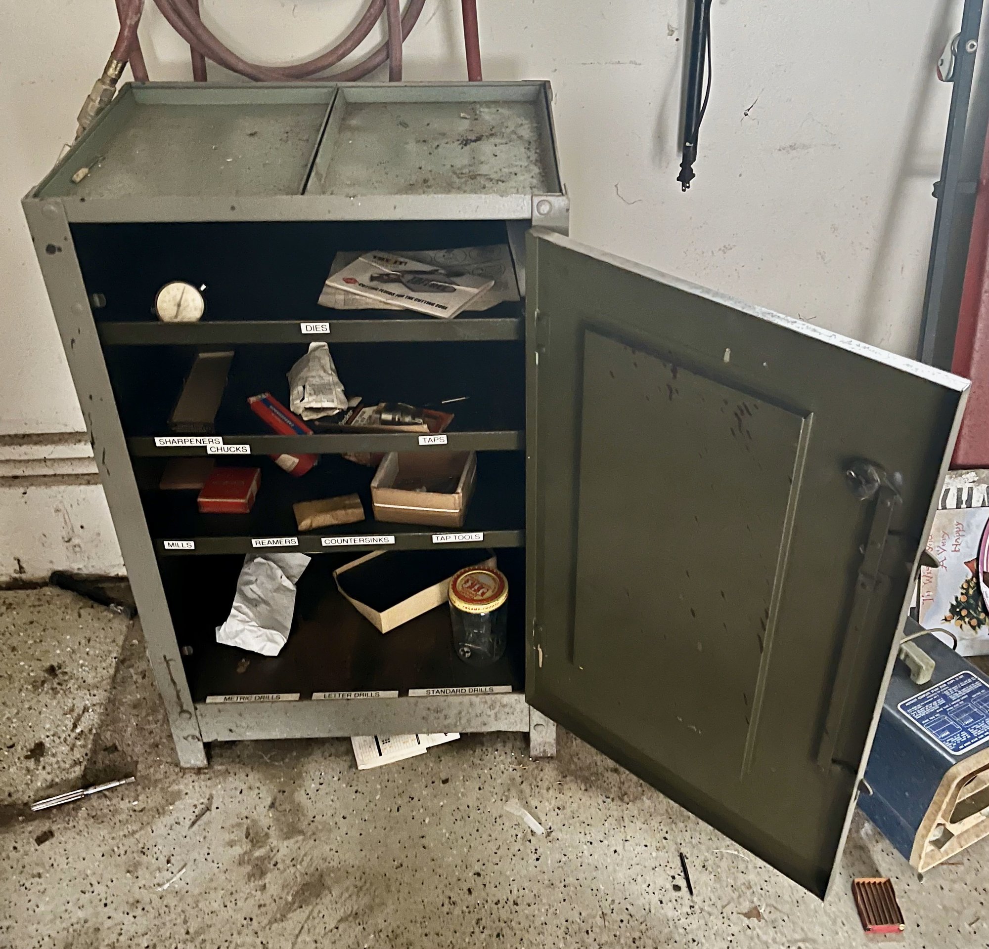 Metal Cabinet Military? #4511 | Auctionninja.com