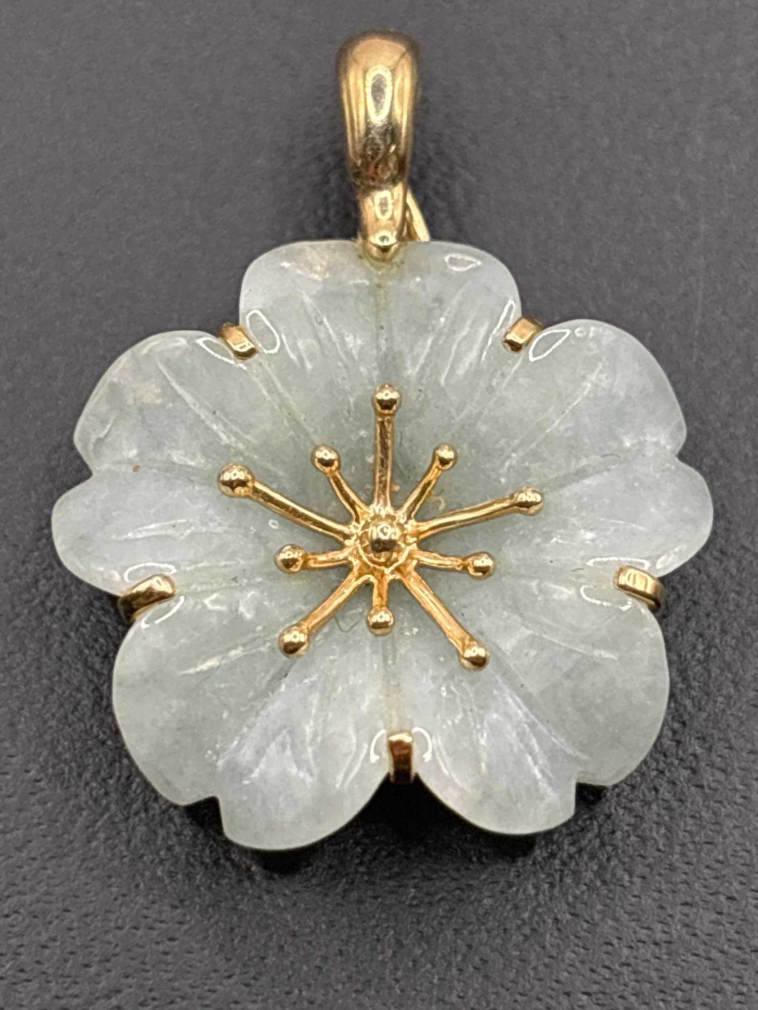 Hand Carved Jade Flower Set In 14 Kt Gold Pendant #1313 | Auctionninja.com