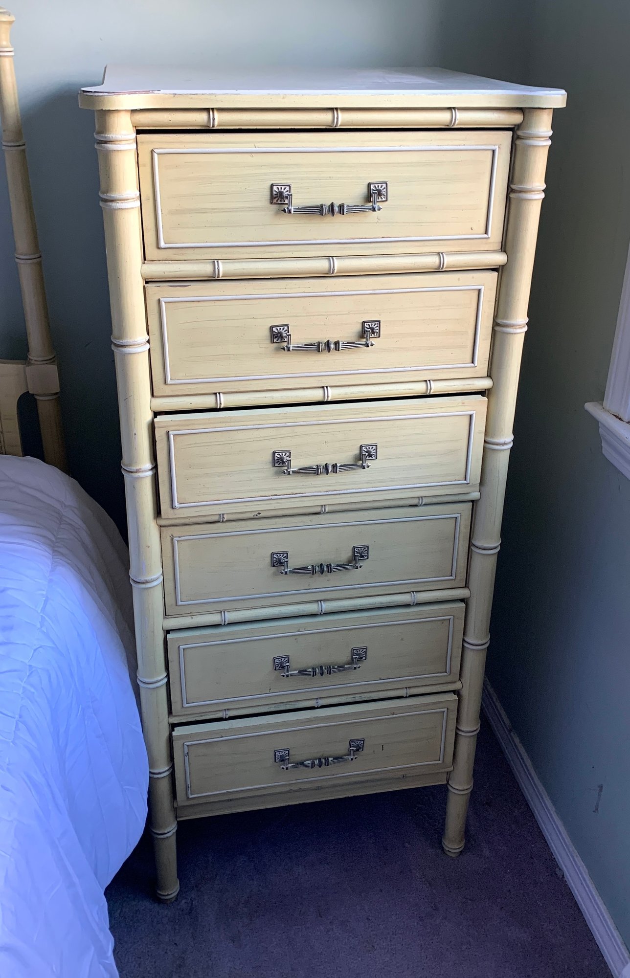 Bali Hai Henry Link 6-Drawer Chest #2126 | Auctionninja.com