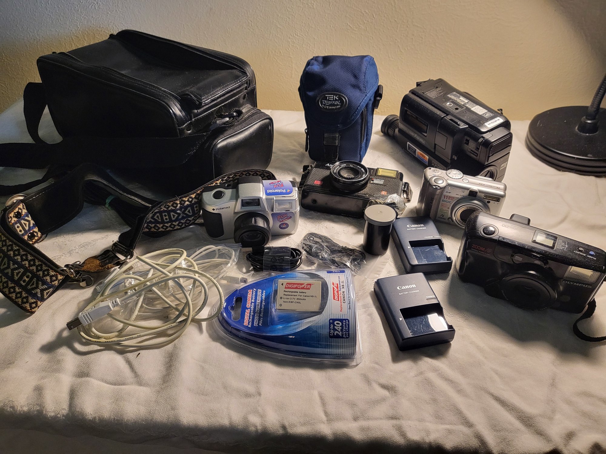 Freeze Frame #6515 | Auctionninja.com