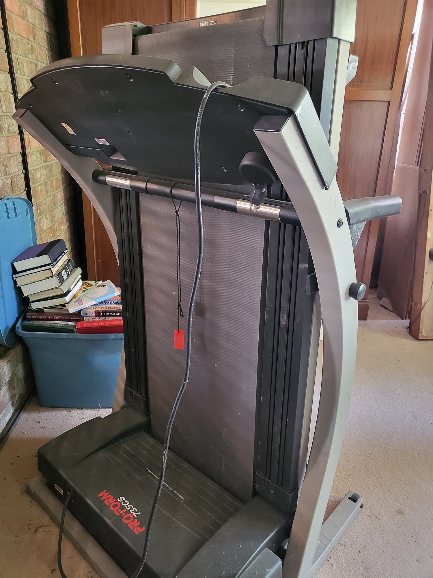 Pro Form Treadmill #6853 | Auctionninja.com
