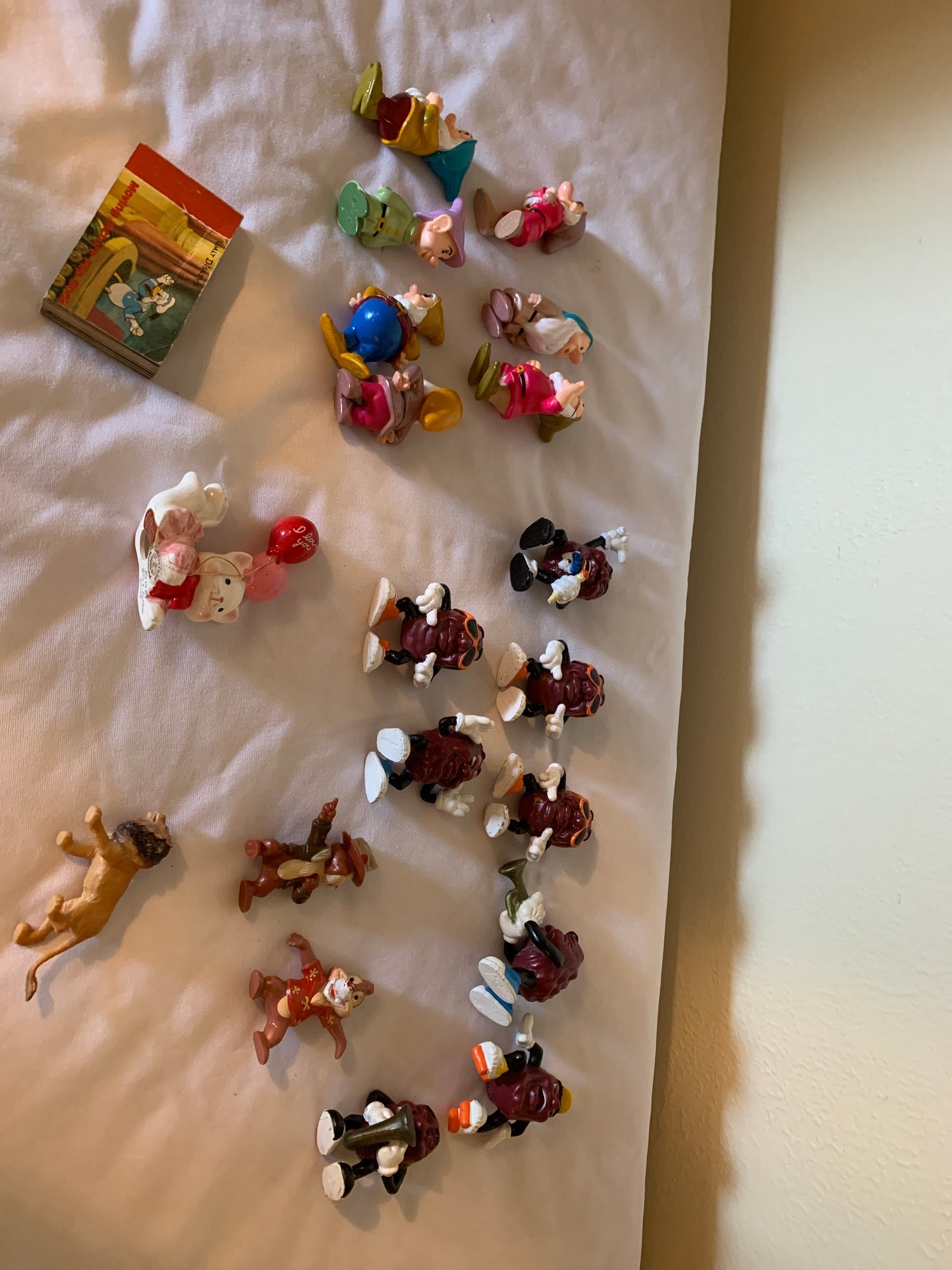 Mini Collectables #6543 | Auctionninja.com