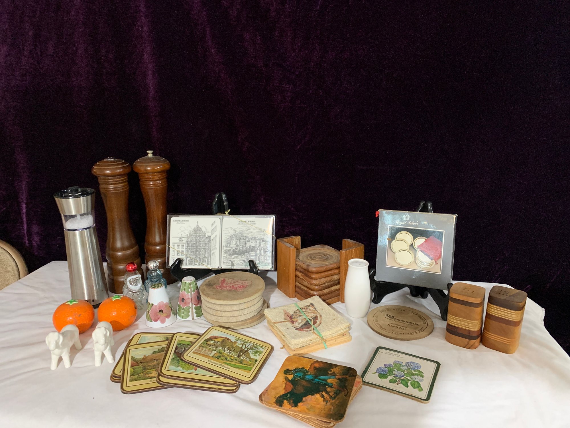 Salt And Pepper Coasters #6973 | Auctionninja.com