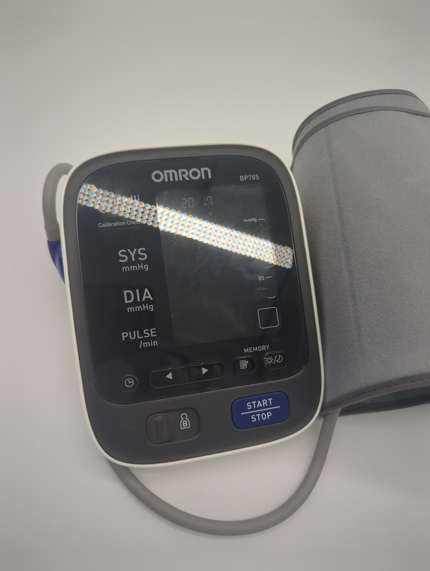 Omron Intellisense Personal Blood Pressure And Pulse Monitoring System ...