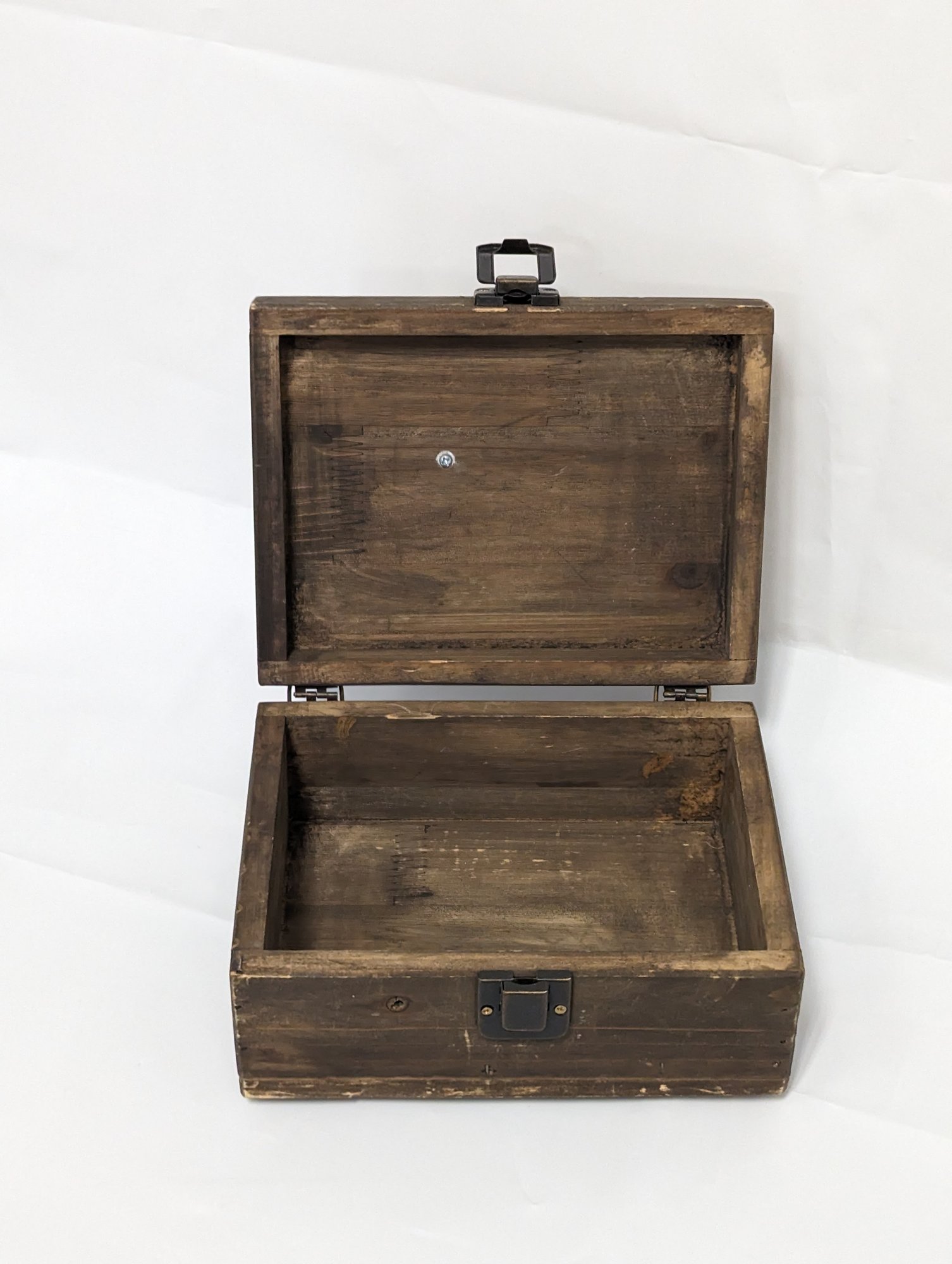 Firefighter Themed Memento Box #1223 | Auctionninja.com