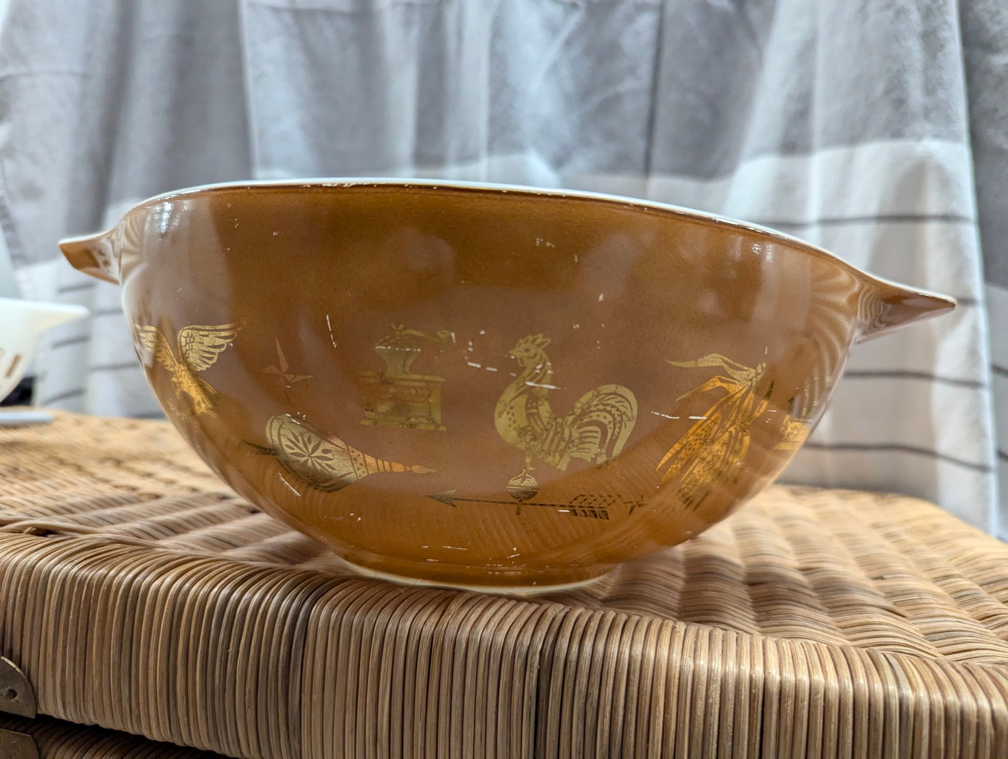 Pyrex 444-4 Quart Early American Cinderella Bowl Large Gold On Brown ...