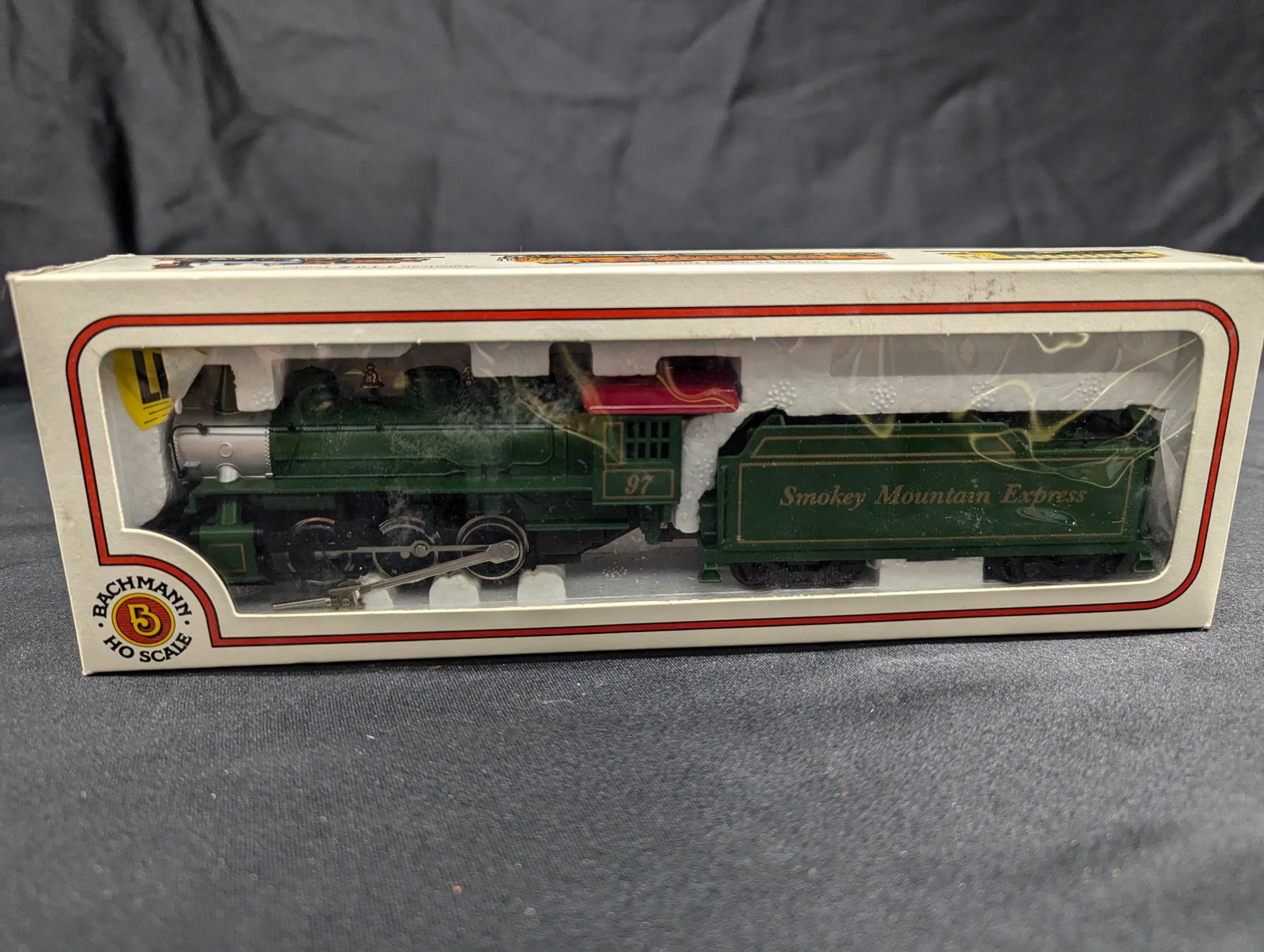 Bachmann - HO Scale - Model Train Engine Smoky Mountain Express New ...