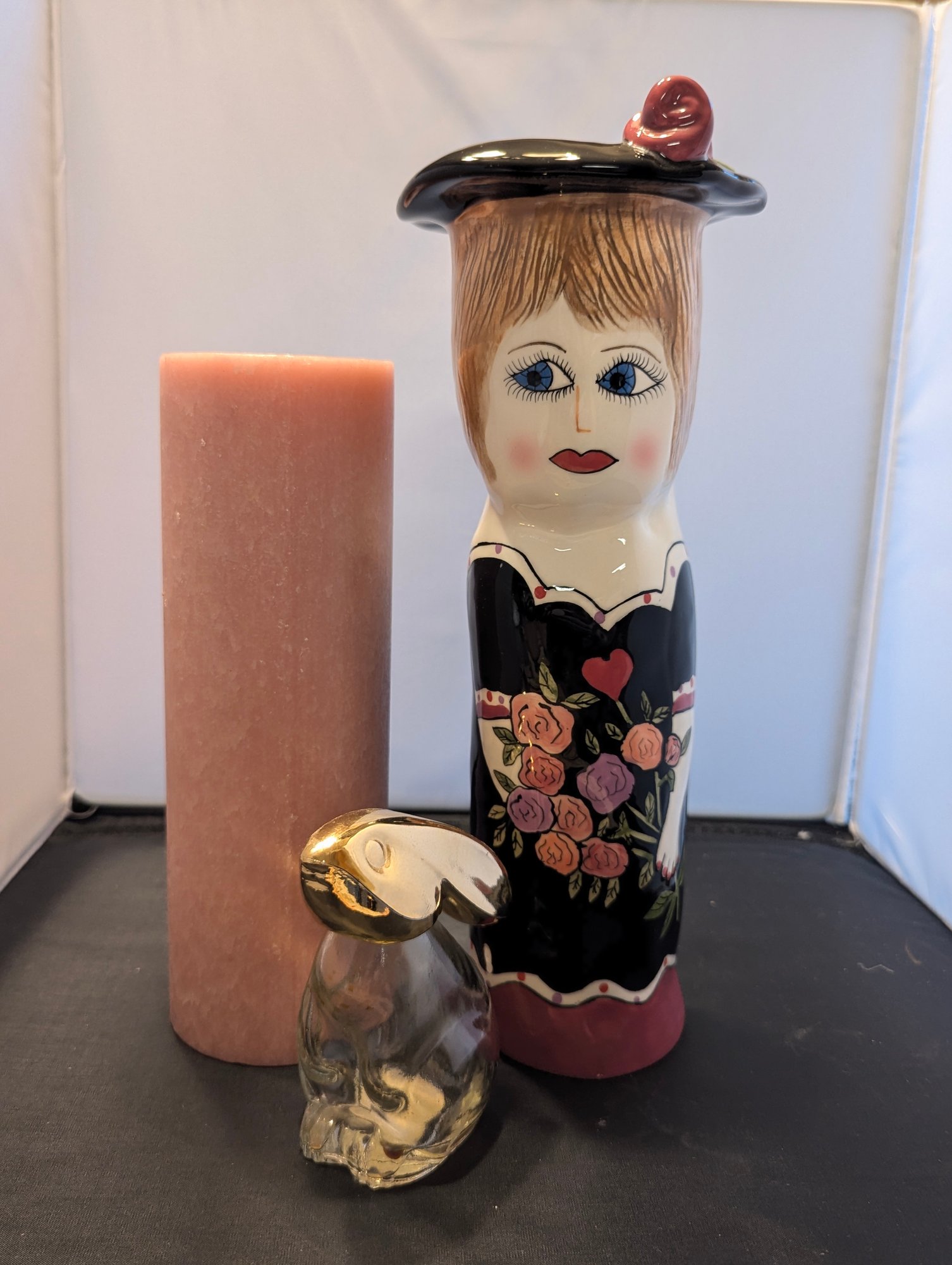 SUSAN PALEY BY GANZ "Elizabeth" Lady Vase - 11.5" Tall - Avon Bunny ...