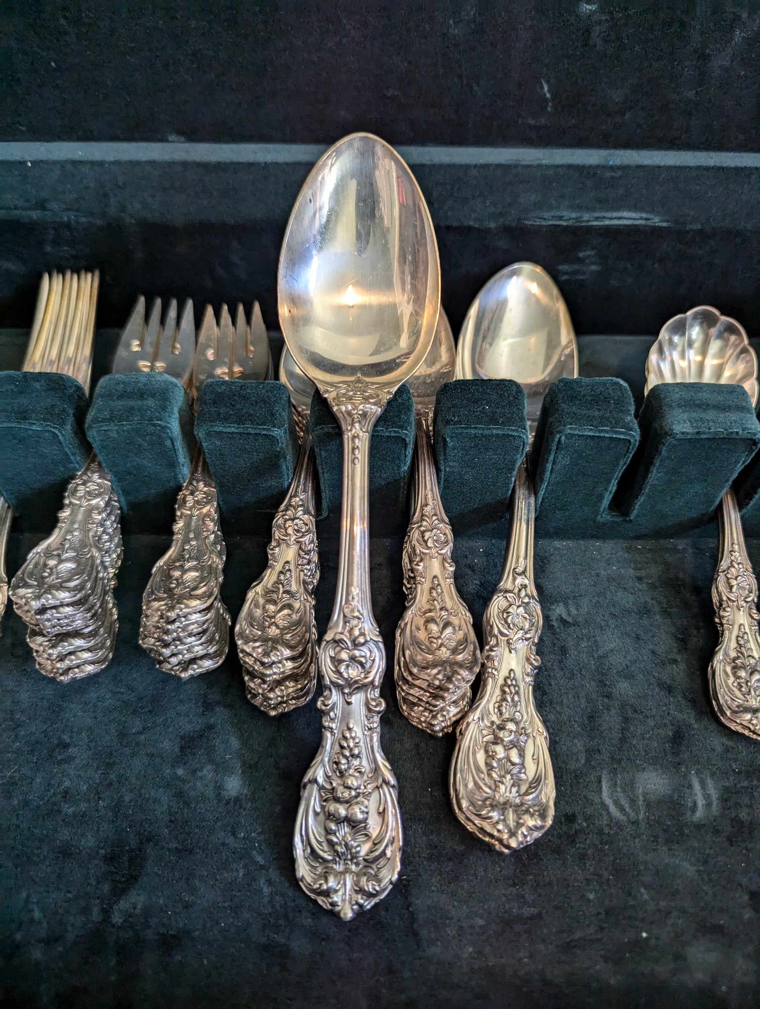 Reed And Barton STERLING SILVER Ornate Floral Flatware Pattern - 9 Lbs ...