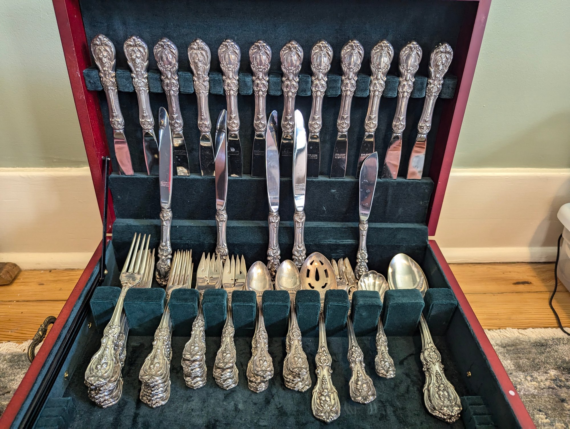 Reed And Barton STERLING SILVER Ornate Floral Flatware Pattern - 9 Lbs ...