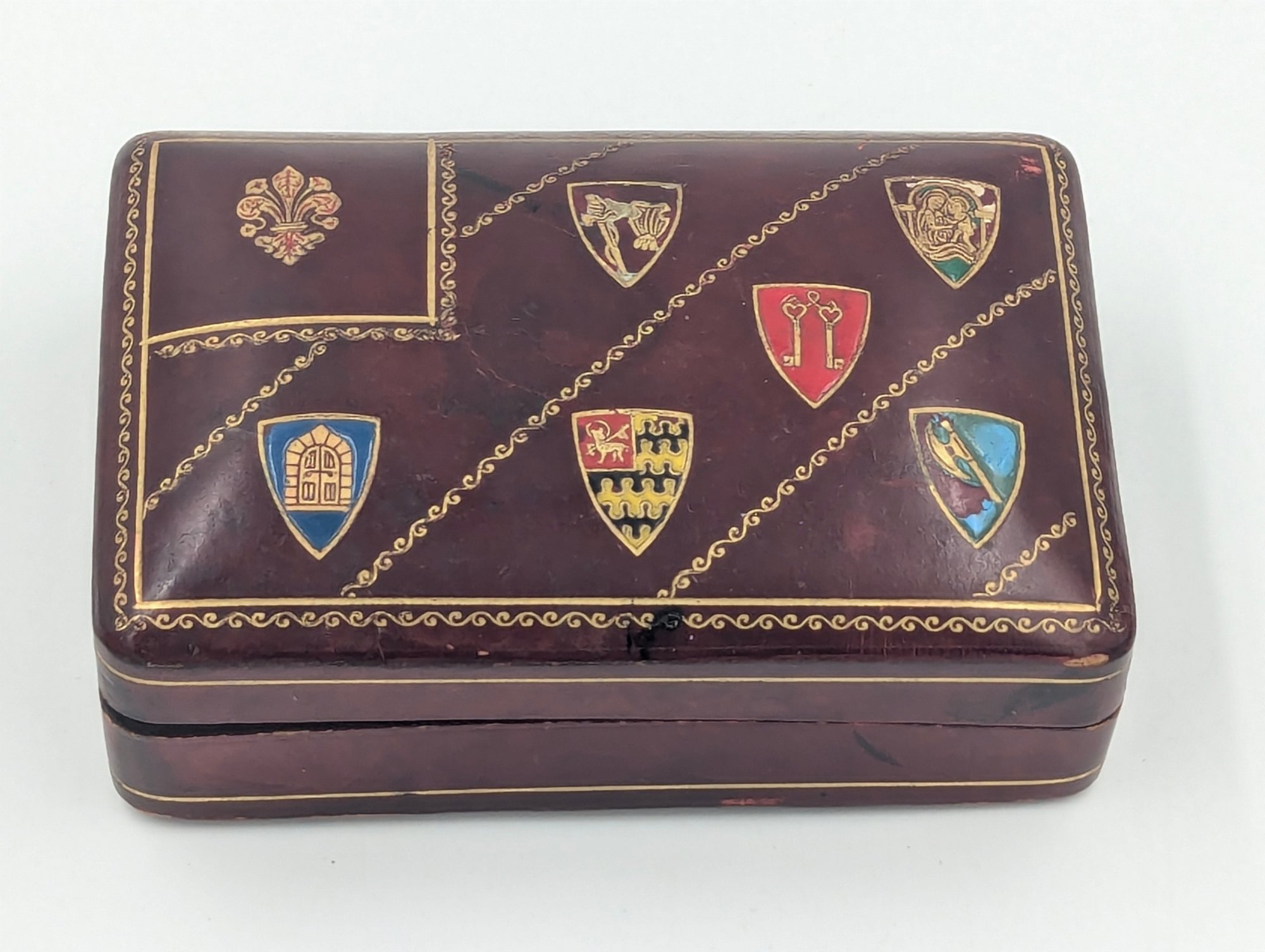 Vintage Roman Souvenir Trinket Box With Crests #10541 | Auctionninja.com