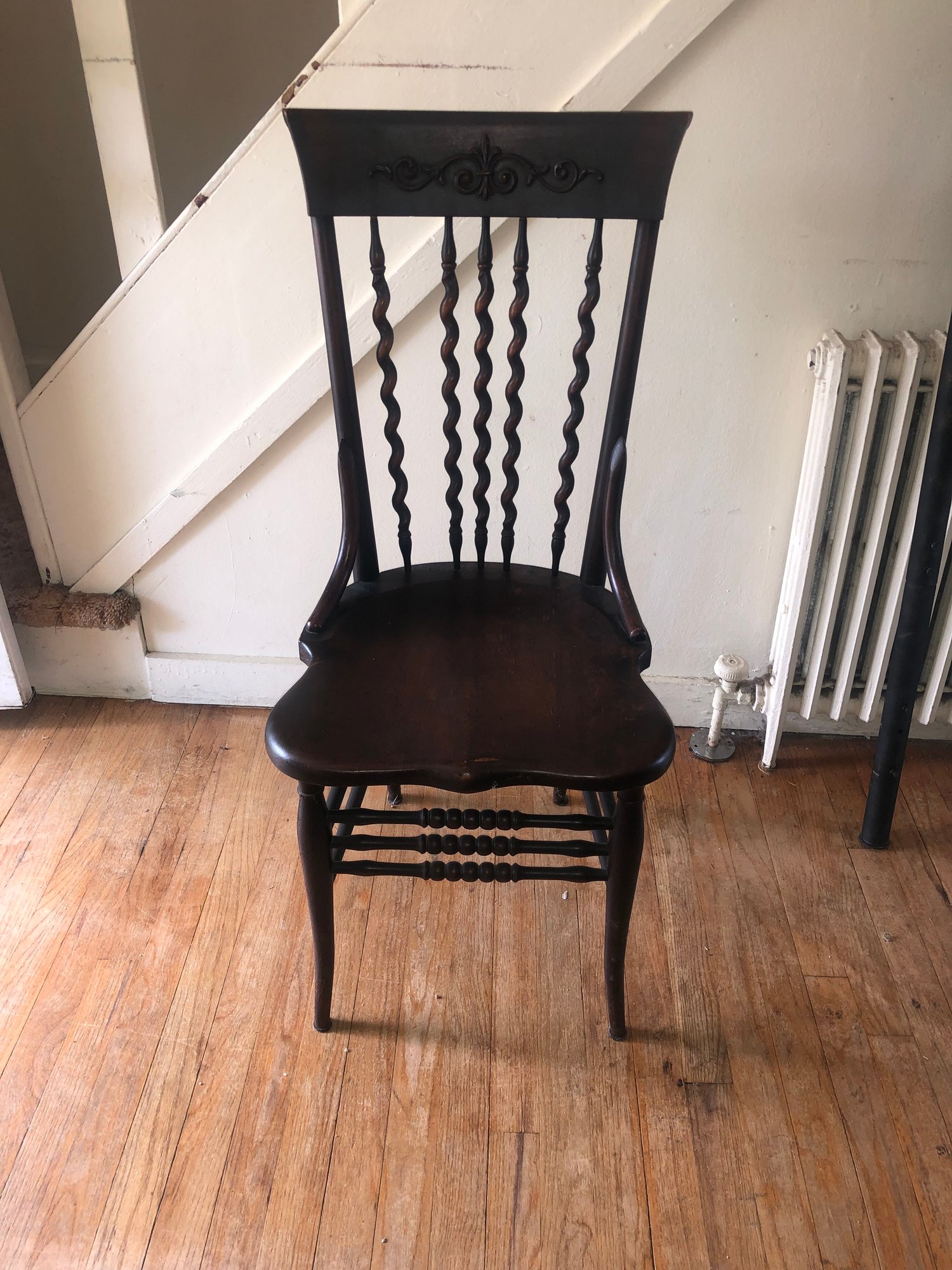 Small Antique Wooden Chair Unique Spindle Design #84649 | Auctionninja.com