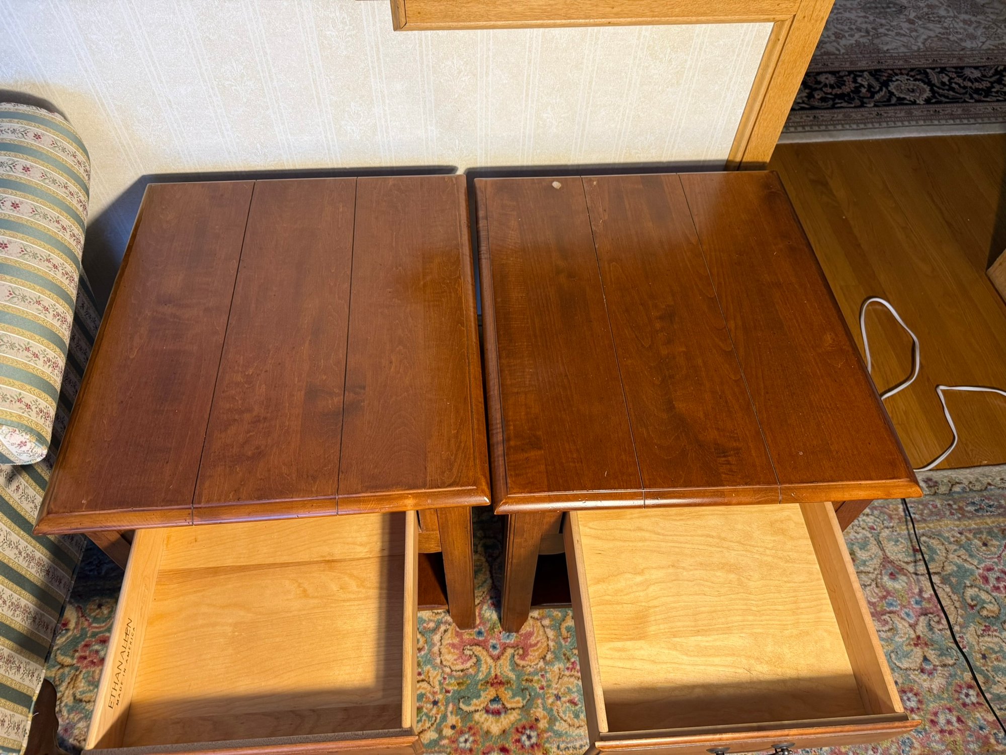 LR/ 2 Ethan Allen Wood 1 Drawer End Tables #31519 | Auctionninja.com