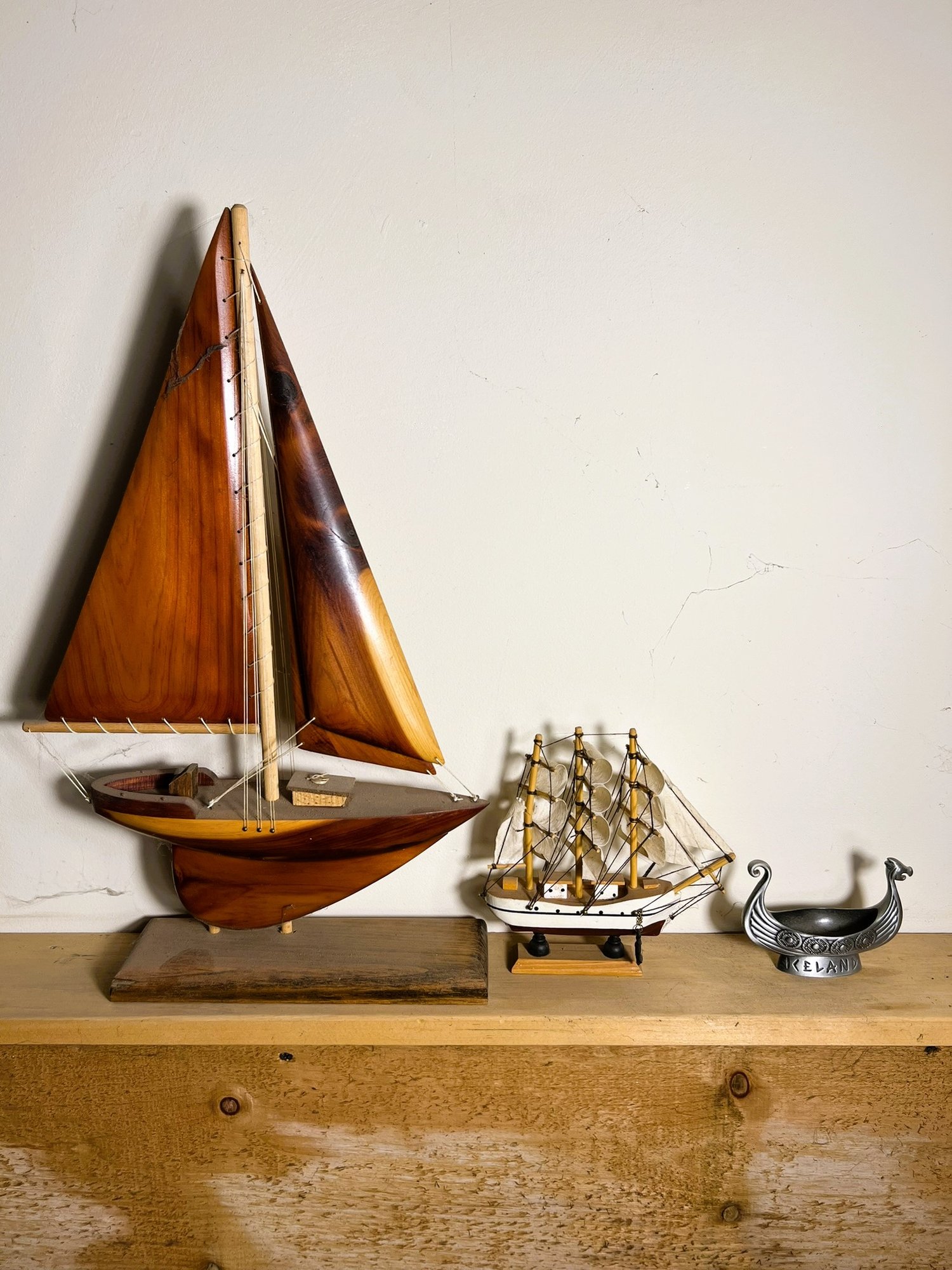 CB/ 3pcs - Assorted Model Ships For Display - Sailboat, Clipper Ship ...
