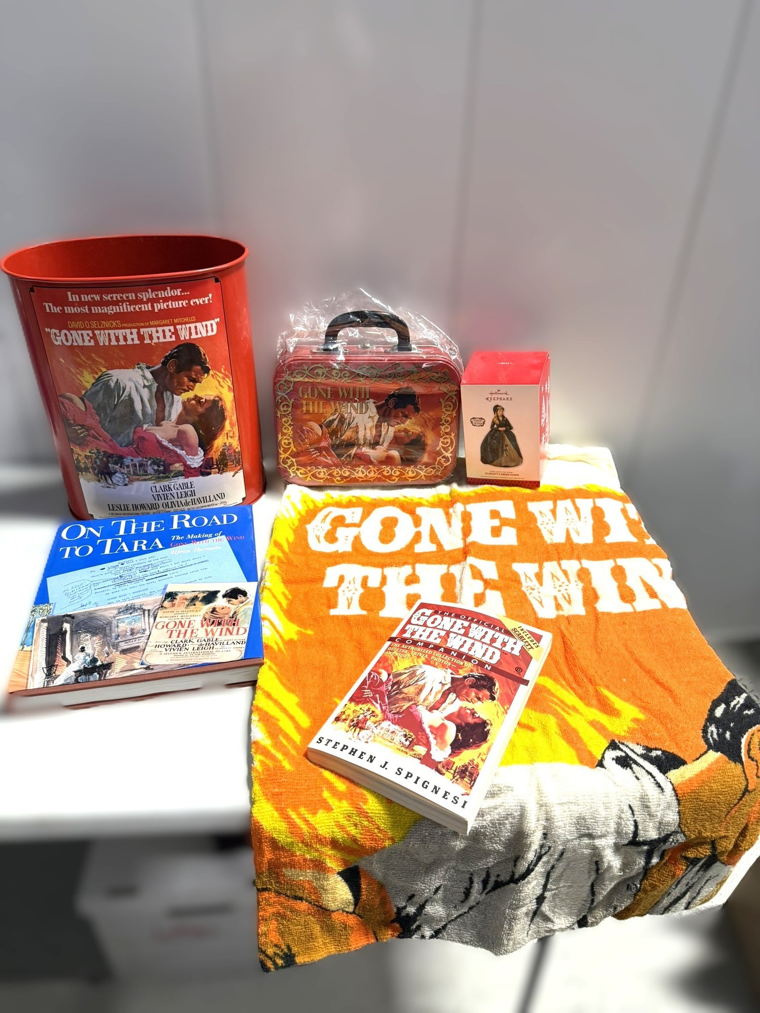 Box 6pcs - Gone With The Wind Collectibles - Waste Basket, Lunch Box ...
