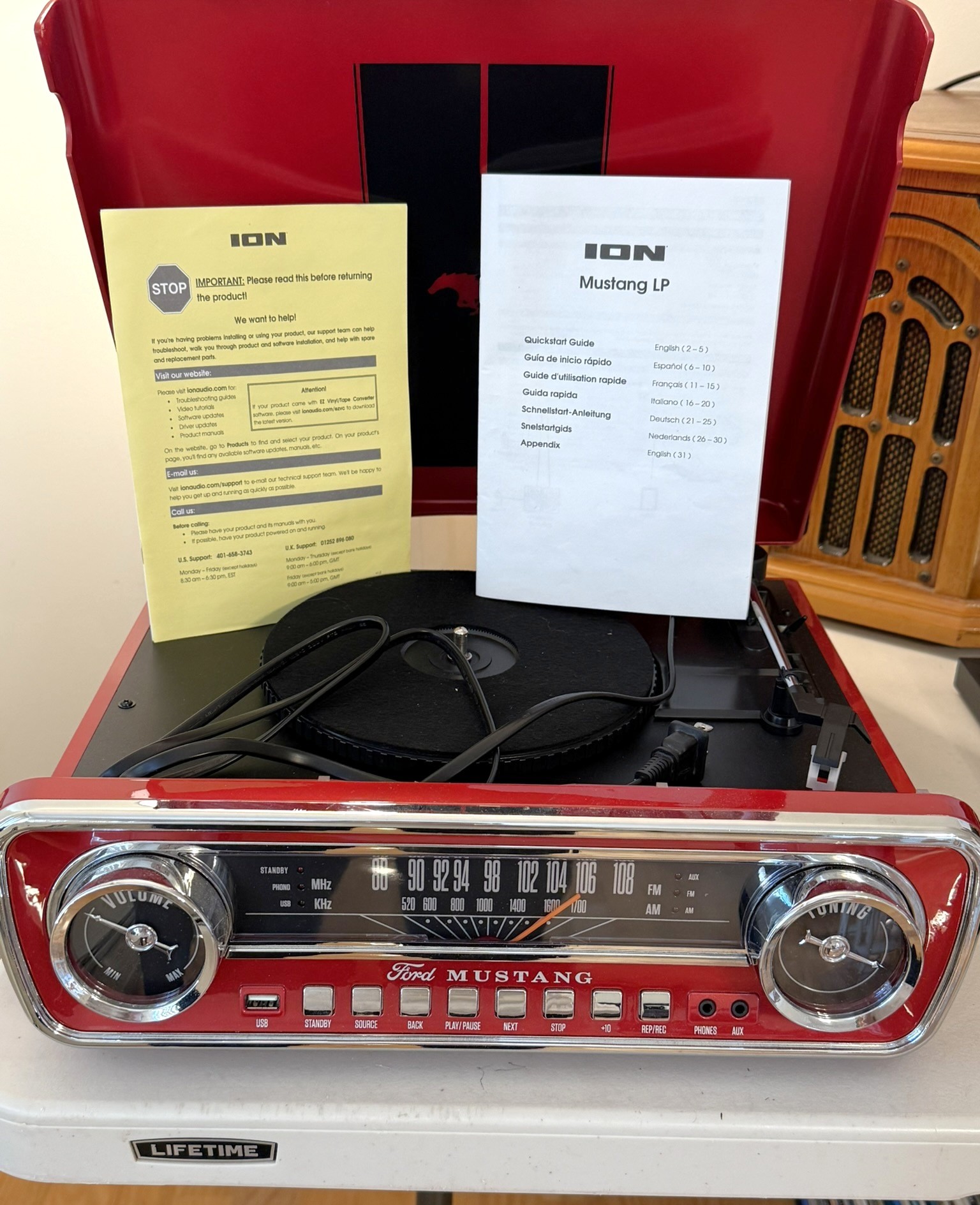 LL1/ Totally Cool ION Mustang LP AM/FM USB Radio With Owners Manual ...