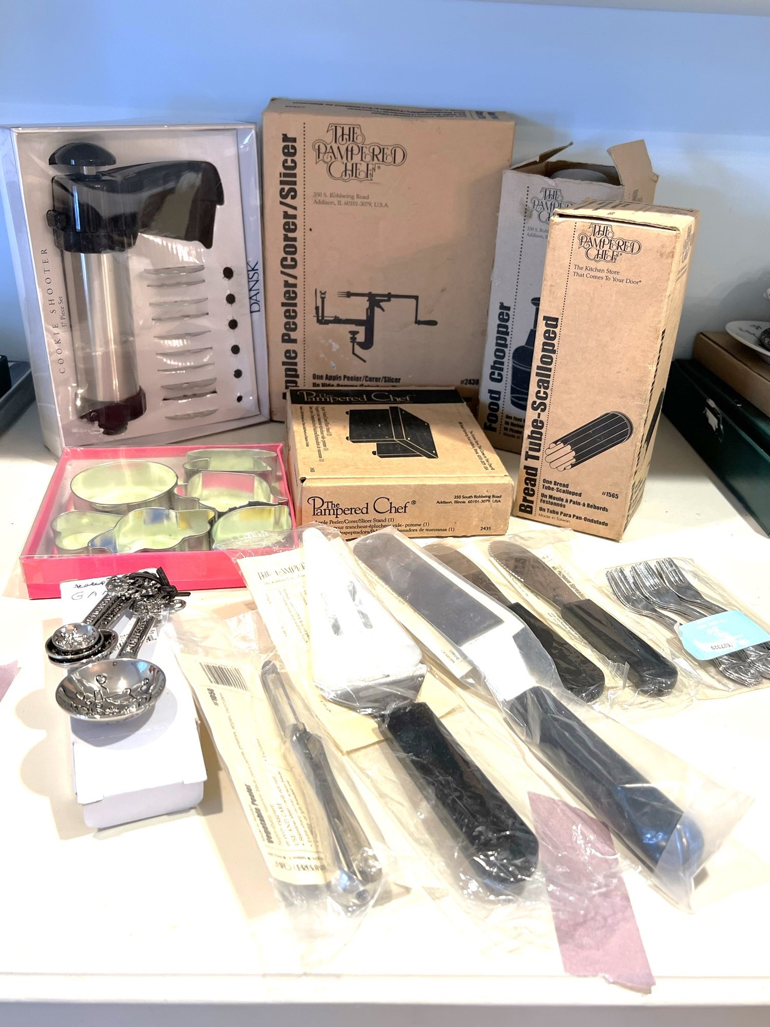 K/ 13 New In Box Awesome Kitchen Tools Gadgets Lot - 9 Pampered Chef, 1 ...