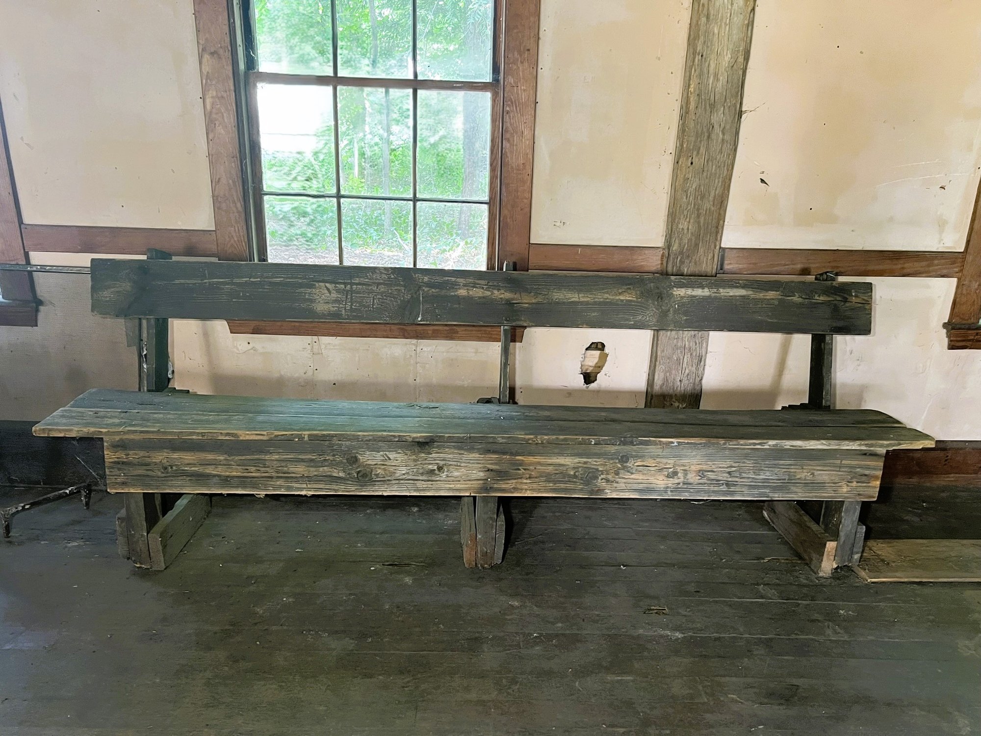 B/ Rustic 8 Foot Wooden Bench #2 #24991 | Auctionninja.com