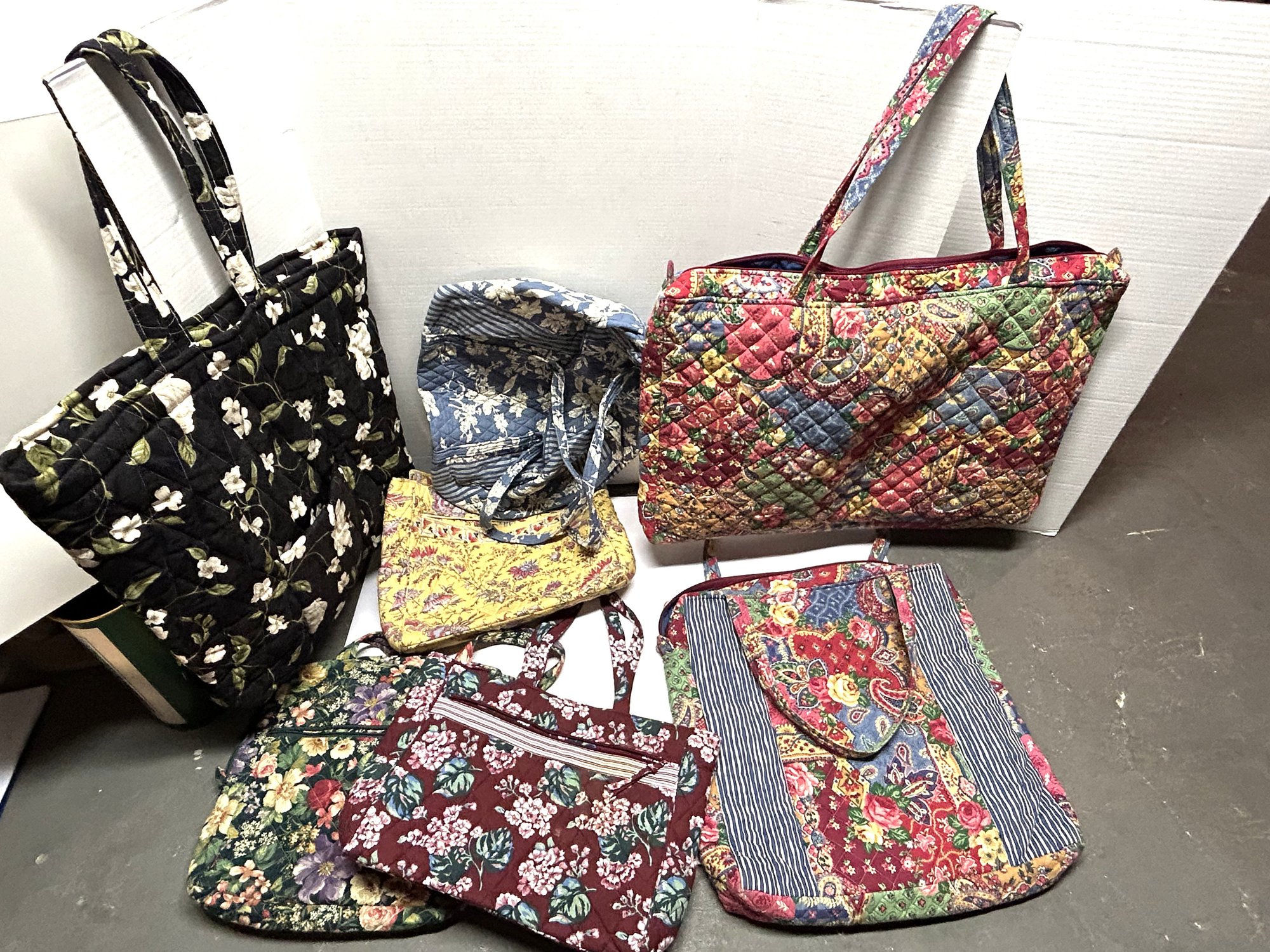CC/ 7pcs - Large And XL Quilted Floral Tote Bags - Ellen Originals Etc ...