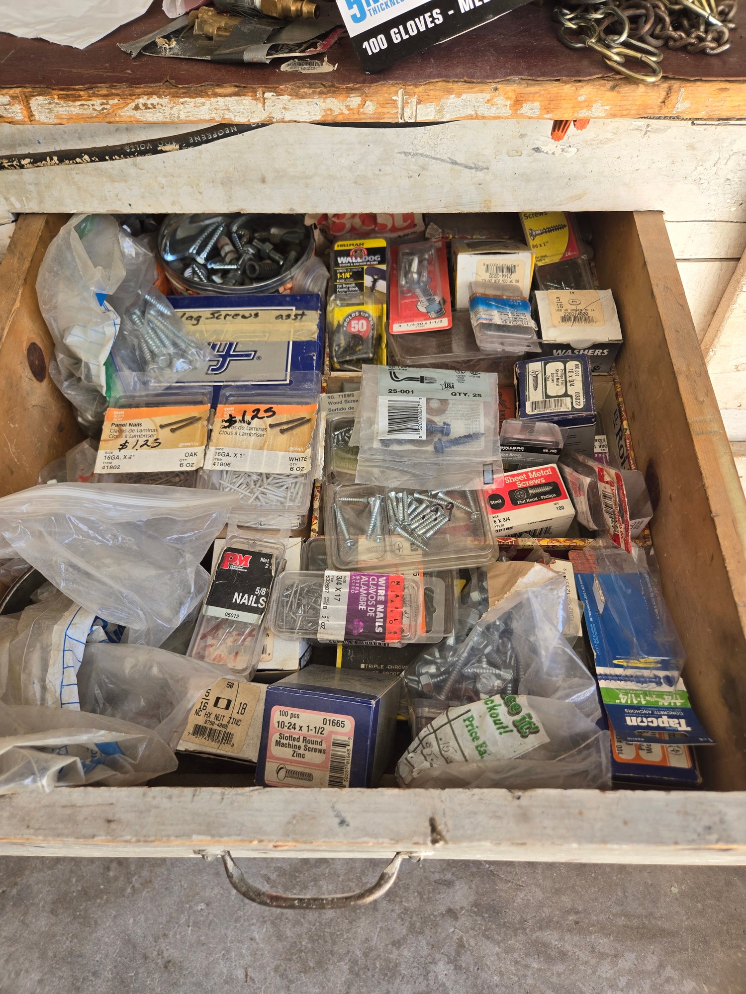 Bolts Drawer #2 Misc #11144 | Auctionninja.com