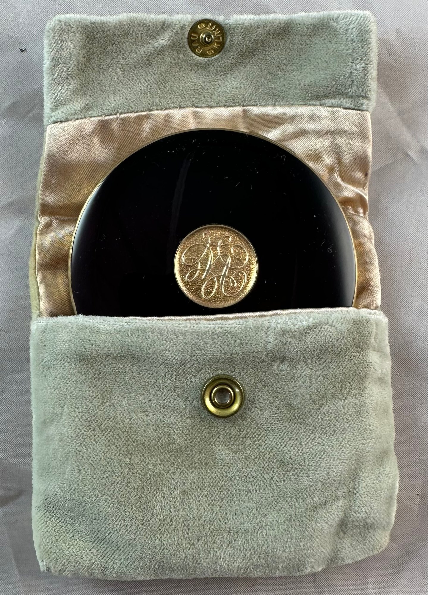 Vintage Ultima II Enamel Compact. Revlon P 52 Translucent Pressed ...