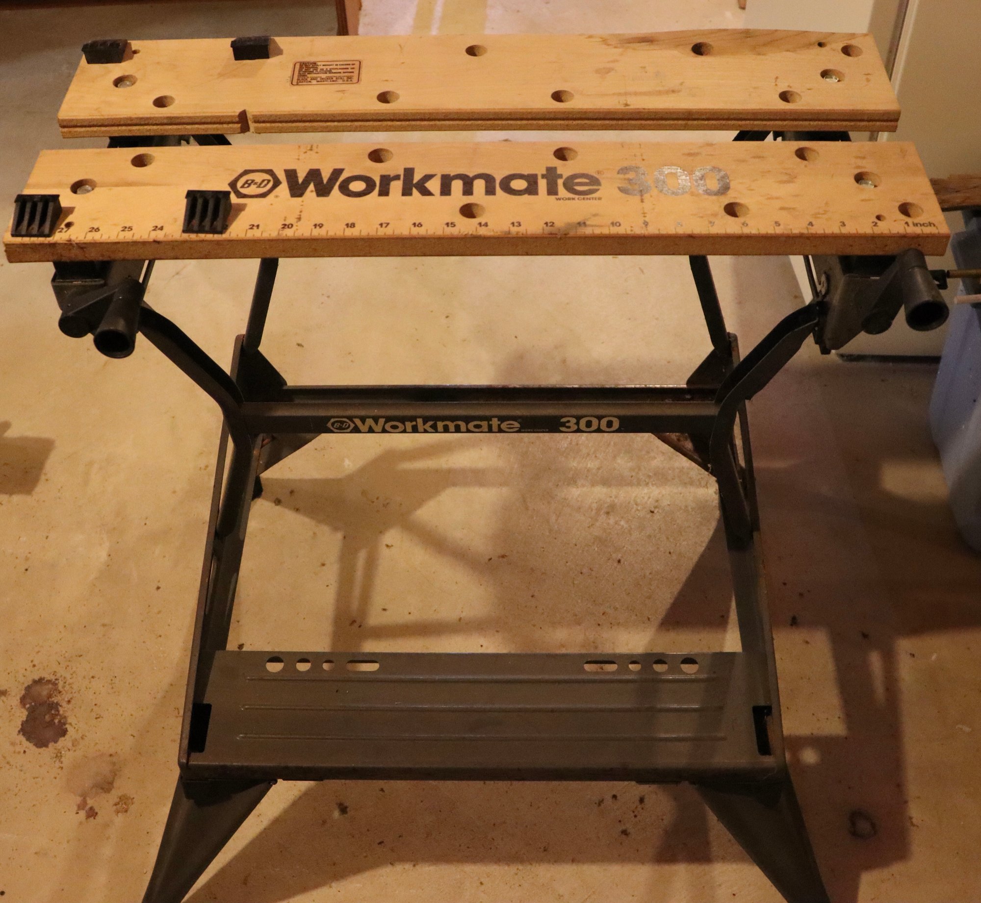 Lot 346 - Black & Decker Workmate 300 - Portable & Foldable Work ...