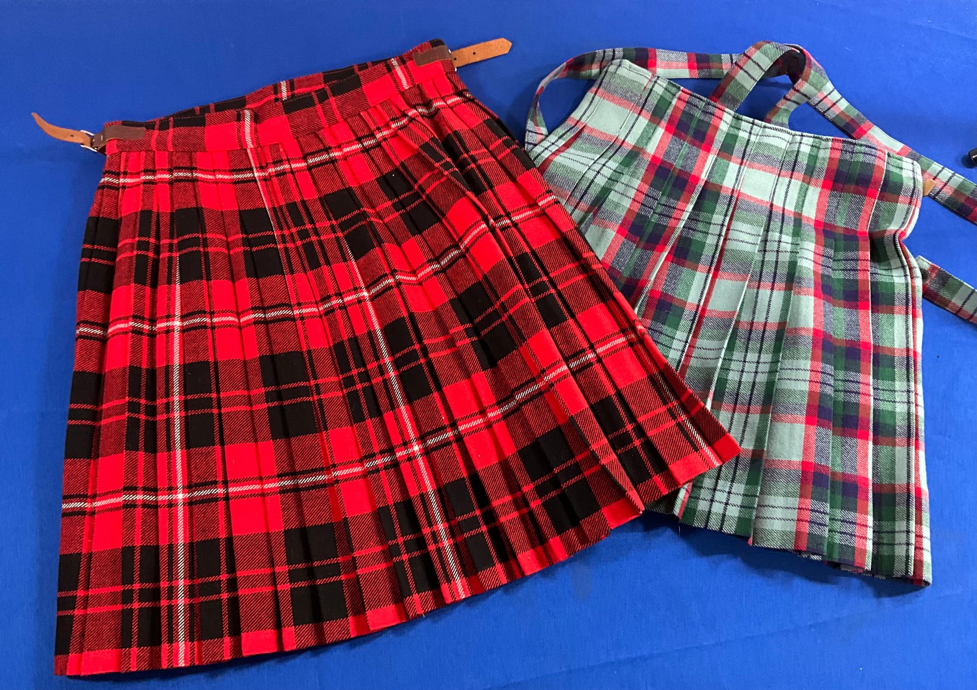 Lot 20- Girls Kilts - Bermuda Plaid & Red Made In England Skirts Size 5 ...
