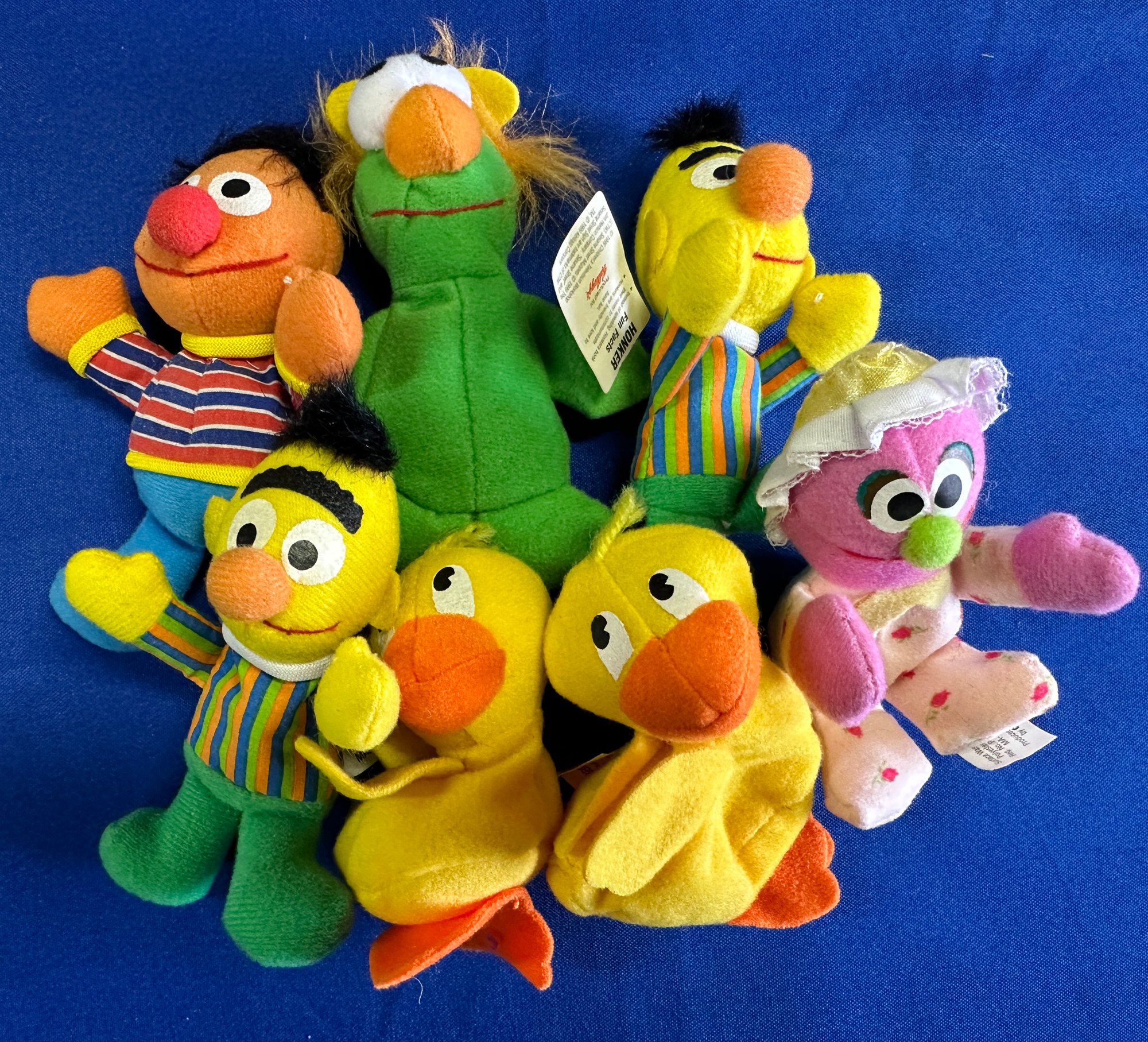 Lot 146G - Small Miniature Sesame Street Plush Collectibles Bert Ernie ...