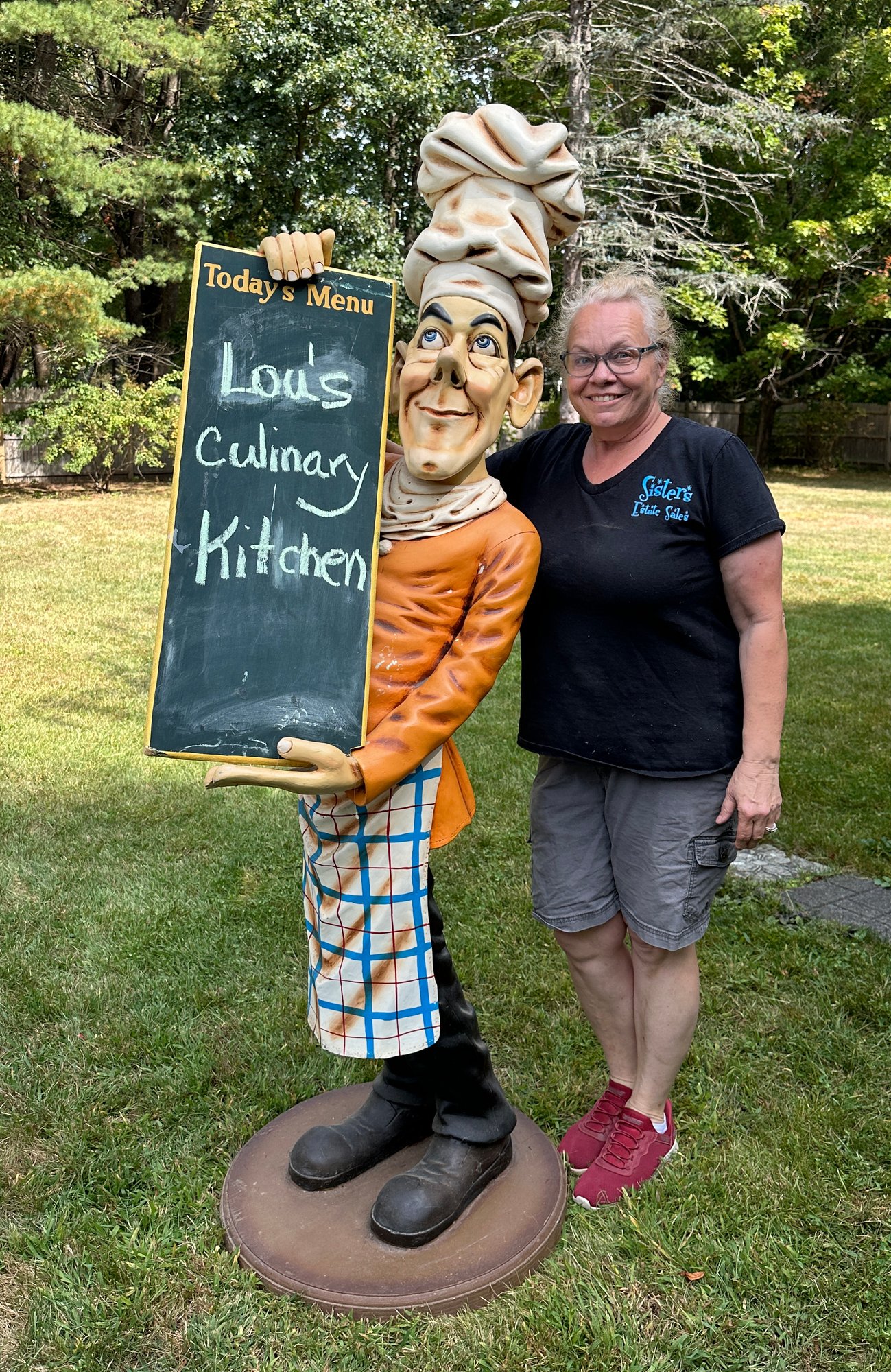 Lot 392 - 6 Foot Tall Life Size! Chef With Chalkboard Menu - Baker ...